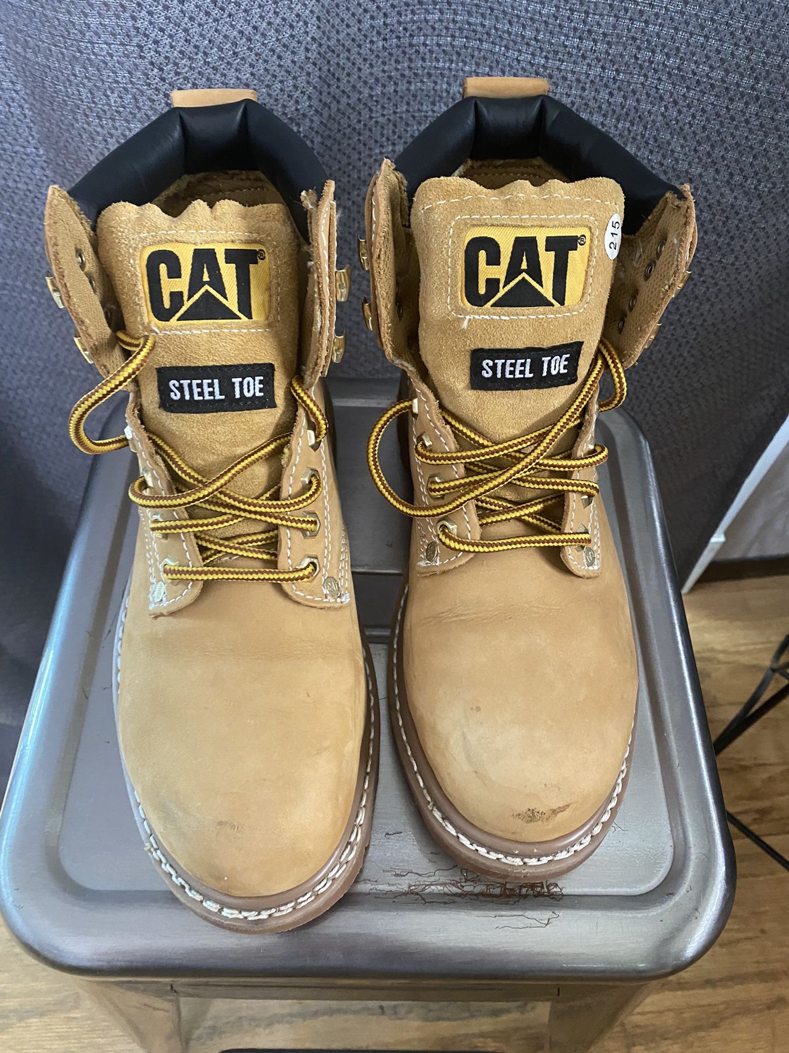 CAT Steele Toe Boots (PENDING PICKUP) for Sale in Mukilteo, WA - OfferUp