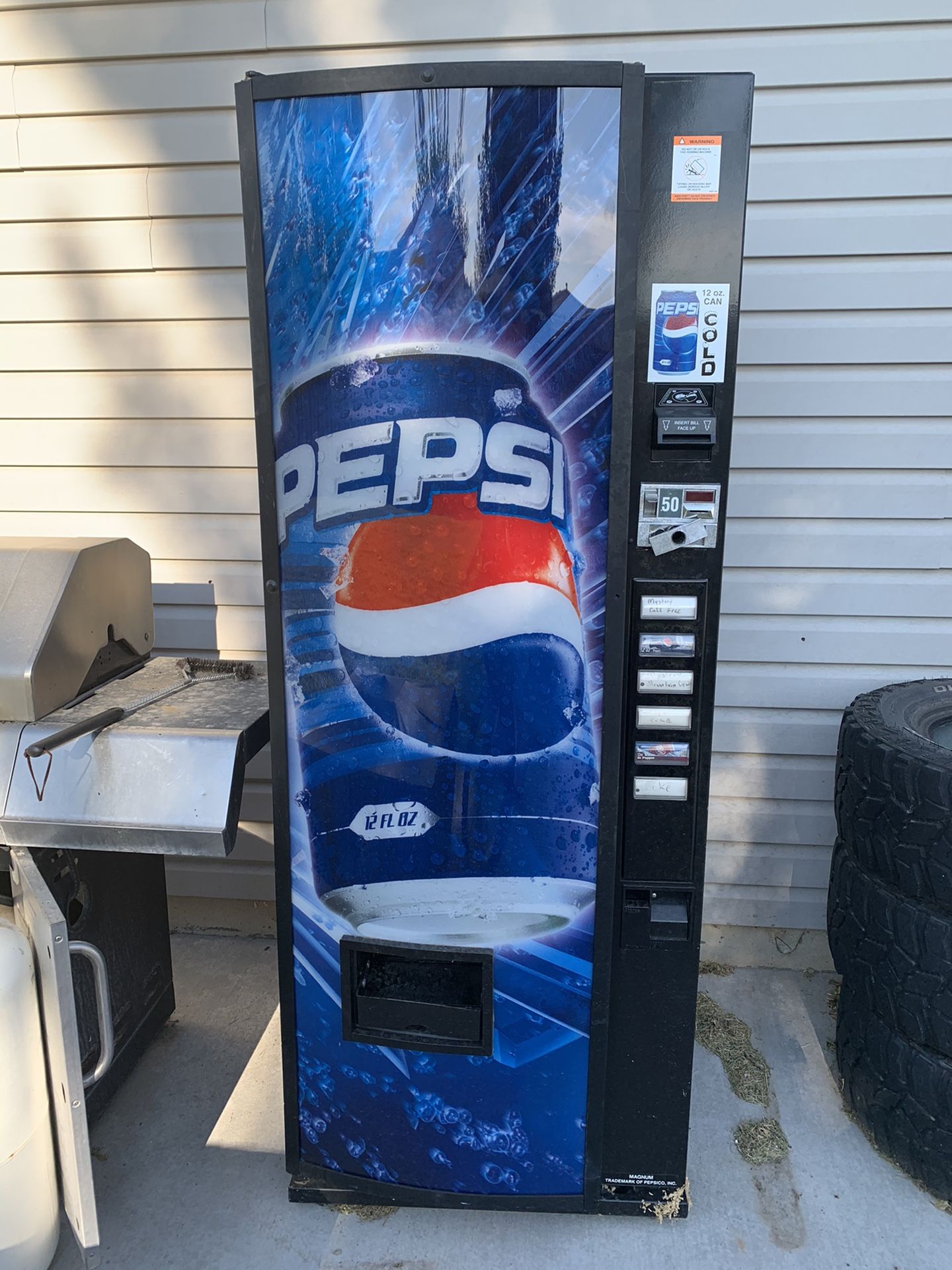 Dixie Narco Pepsi Machine for Sale in Benjamin, UT - OfferUp