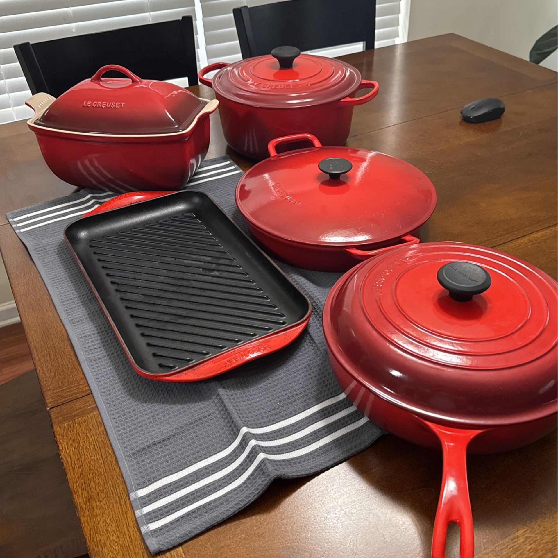Le Creuset 5 Piece Set for Sale in Cornelius, NC - OfferUp