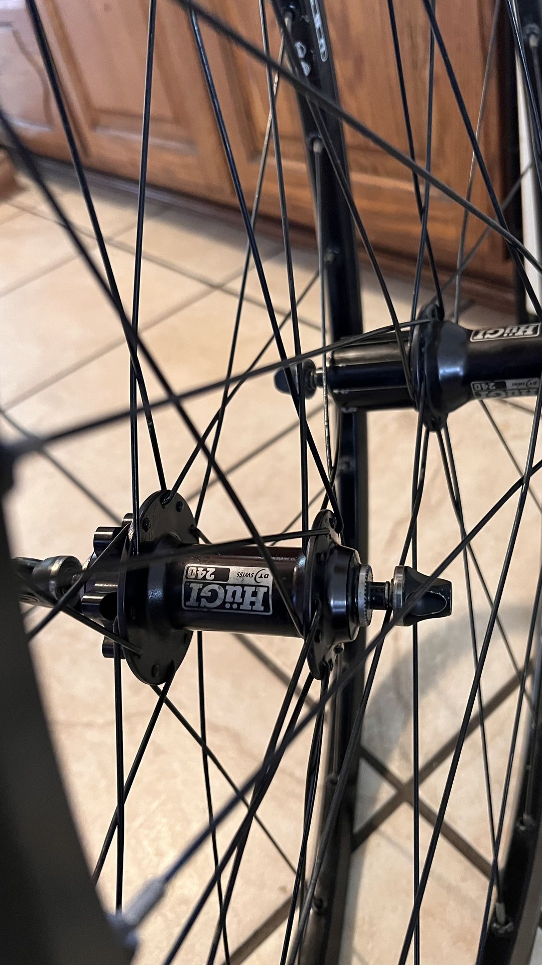 Made in France Mavic 26" tubeless wheels (DT Swiss Hugi 240 32 Hole ...