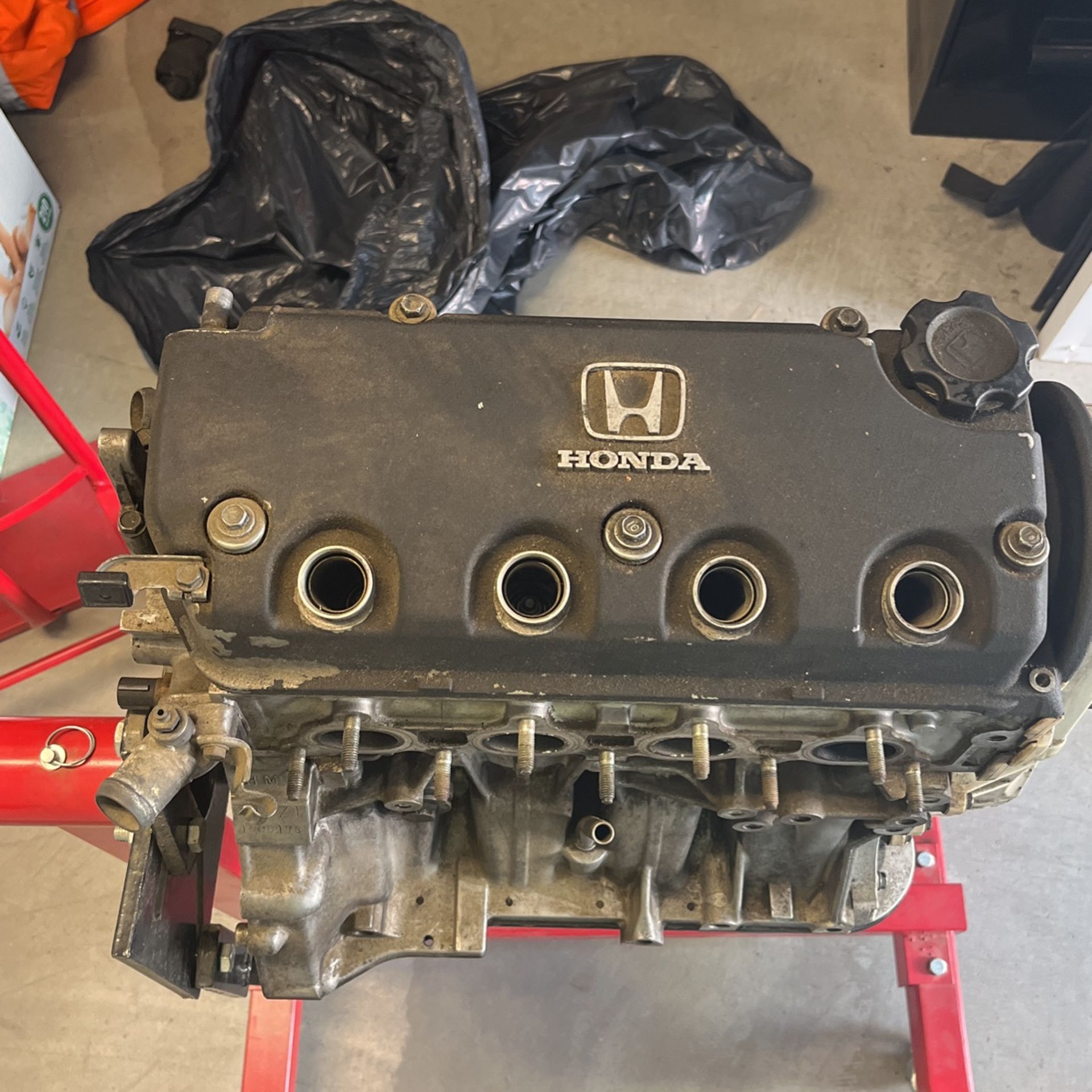 Honda D15Z1 Longblock for Sale in San Bernardino, CA - OfferUp