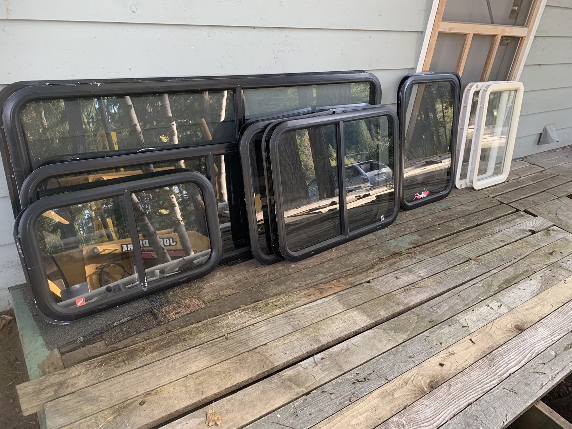 HEHR RV Windows for Sale in Kent, WA - OfferUp