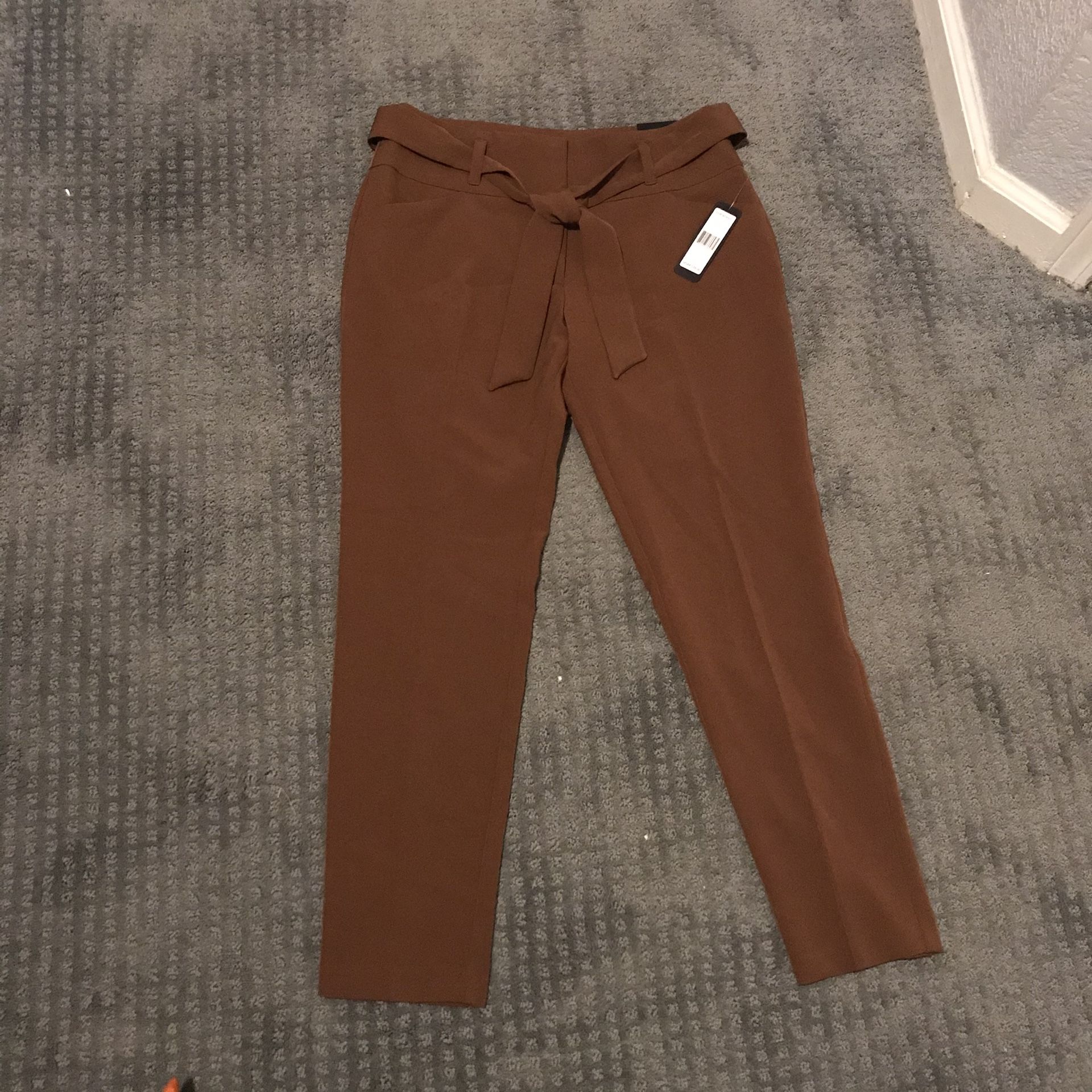 Super cute slacks for Sale in Sacramento, CA - OfferUp