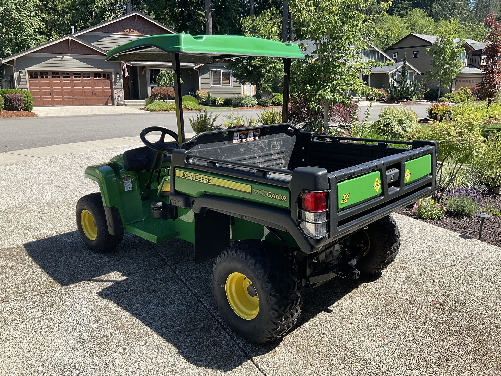 John Deere Gator TX 4x2 for Sale in Silverdale, WA - OfferUp