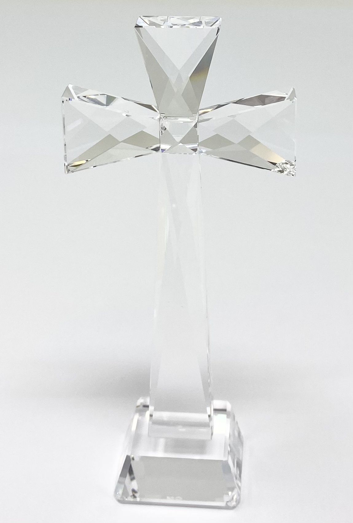 Swarovski 5374473 Brilliant Cross Crystal Figurine for Sale in Palos ...
