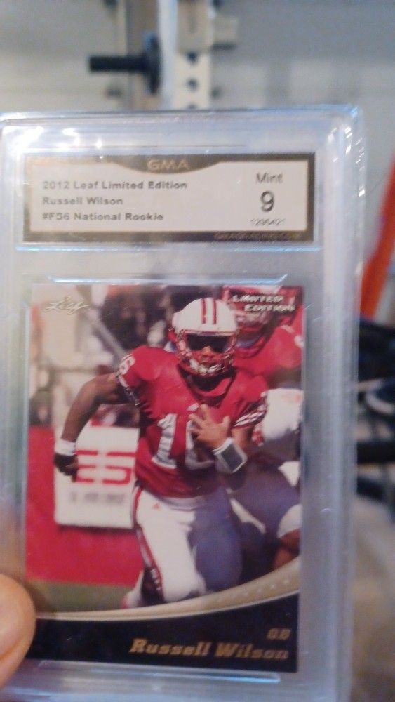 Russell Wilson College | ppgbbe.intranet.biologia.ufrj.br