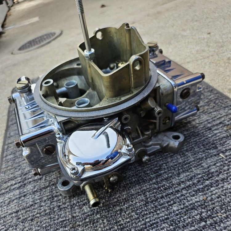 Holley 1850-4 600cfm 4 Barrel Carburetor for Sale in Ontario, CA - OfferUp