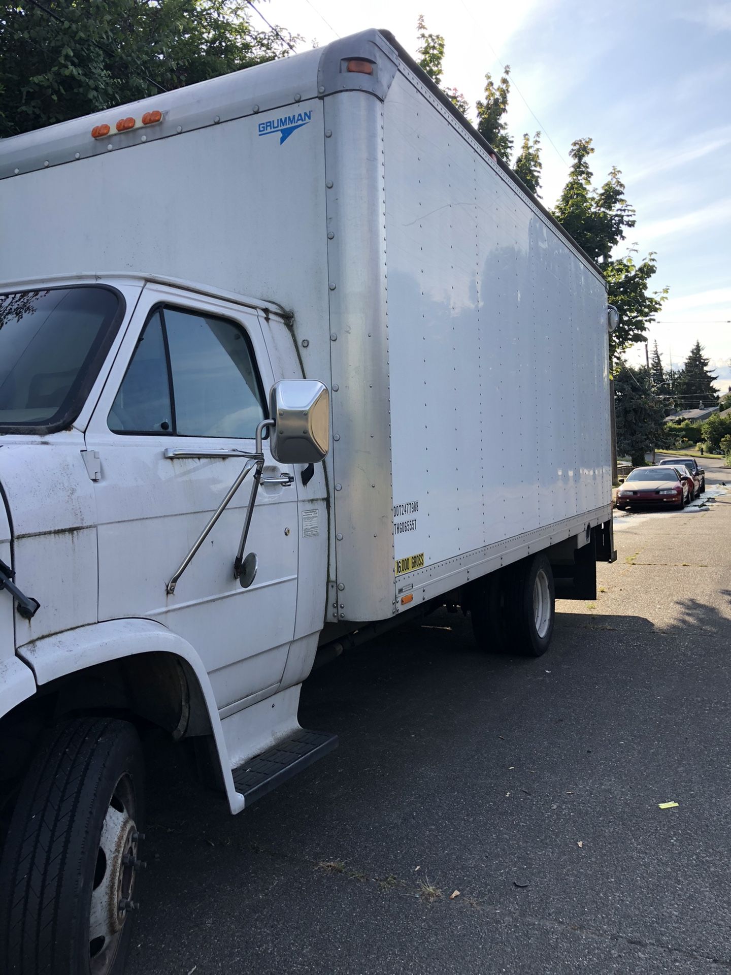 1995 Chevy box truck 18ft for Sale in Seattle, WA - OfferUp