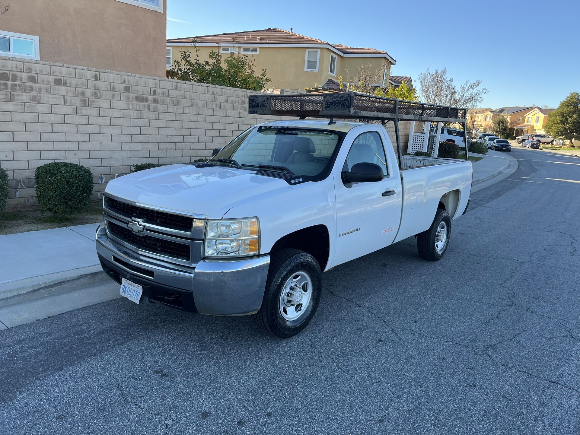 2008 Chevy Silverado 2500 HD for Sale in Murrieta, CA - OfferUp