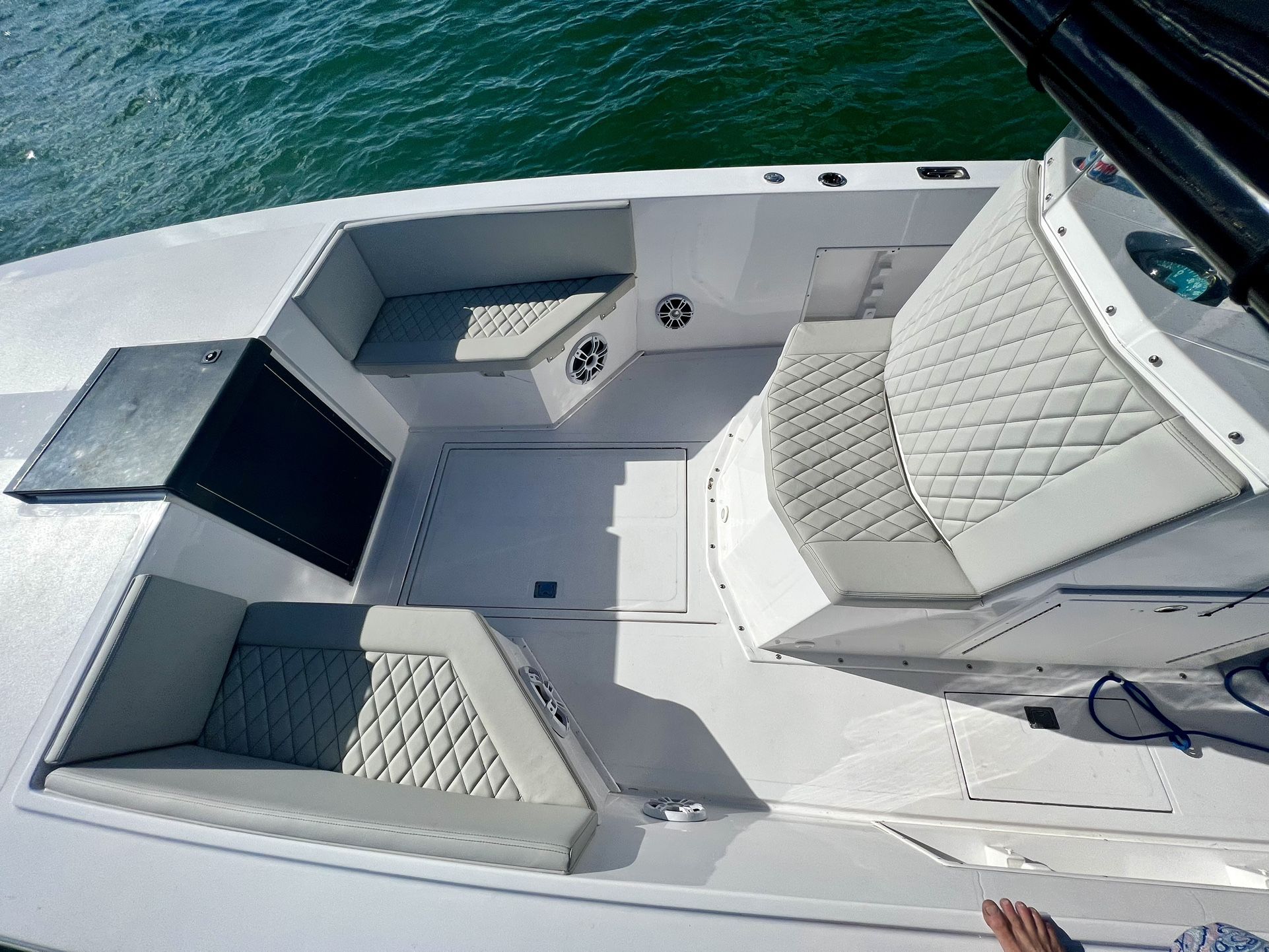 1992 Avanti Center Console Cuddy for Sale in Miami, FL - OfferUp