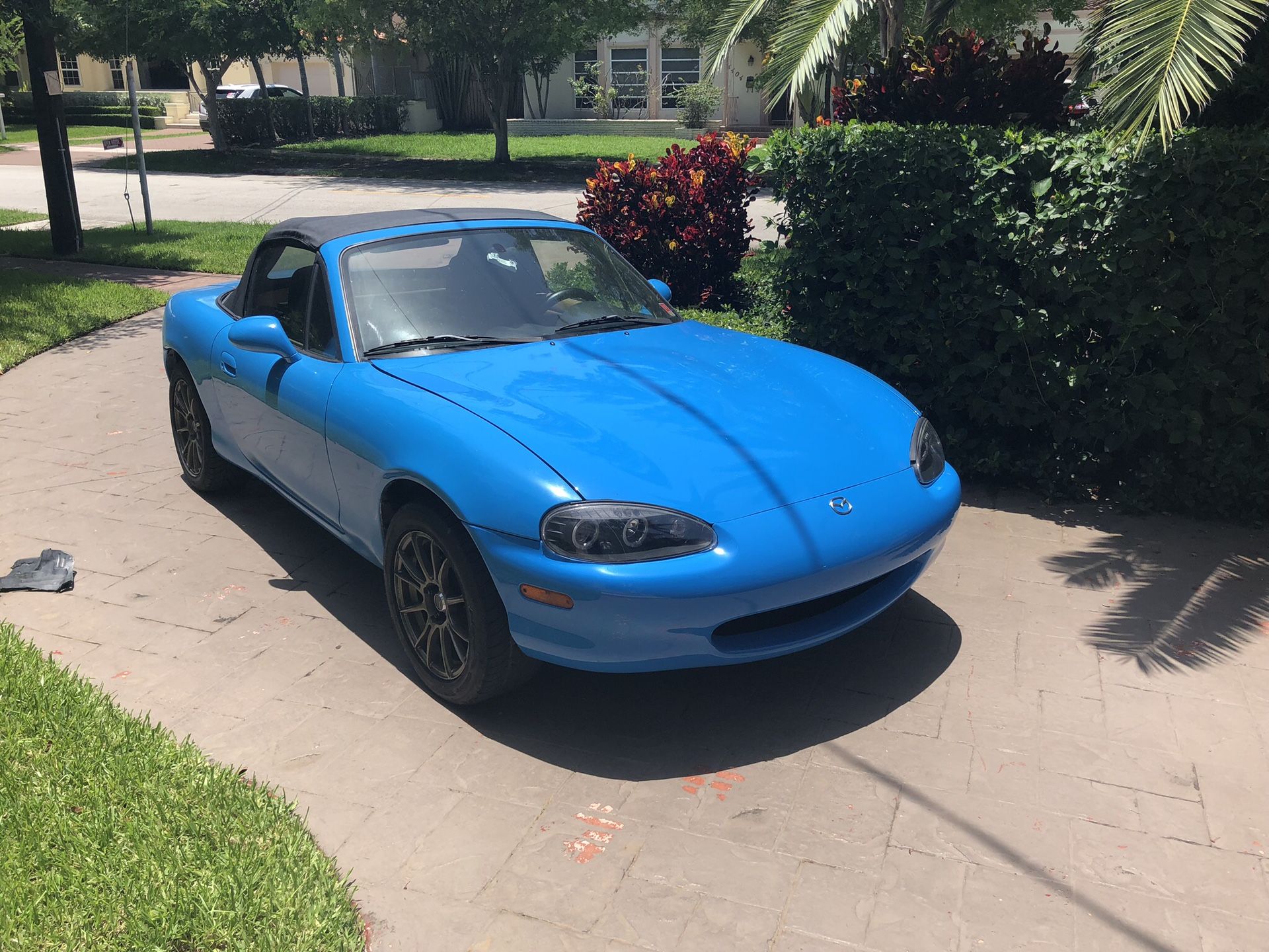 2001 Mazda Mx-5 Miata for Sale in Miami, FL - OfferUp