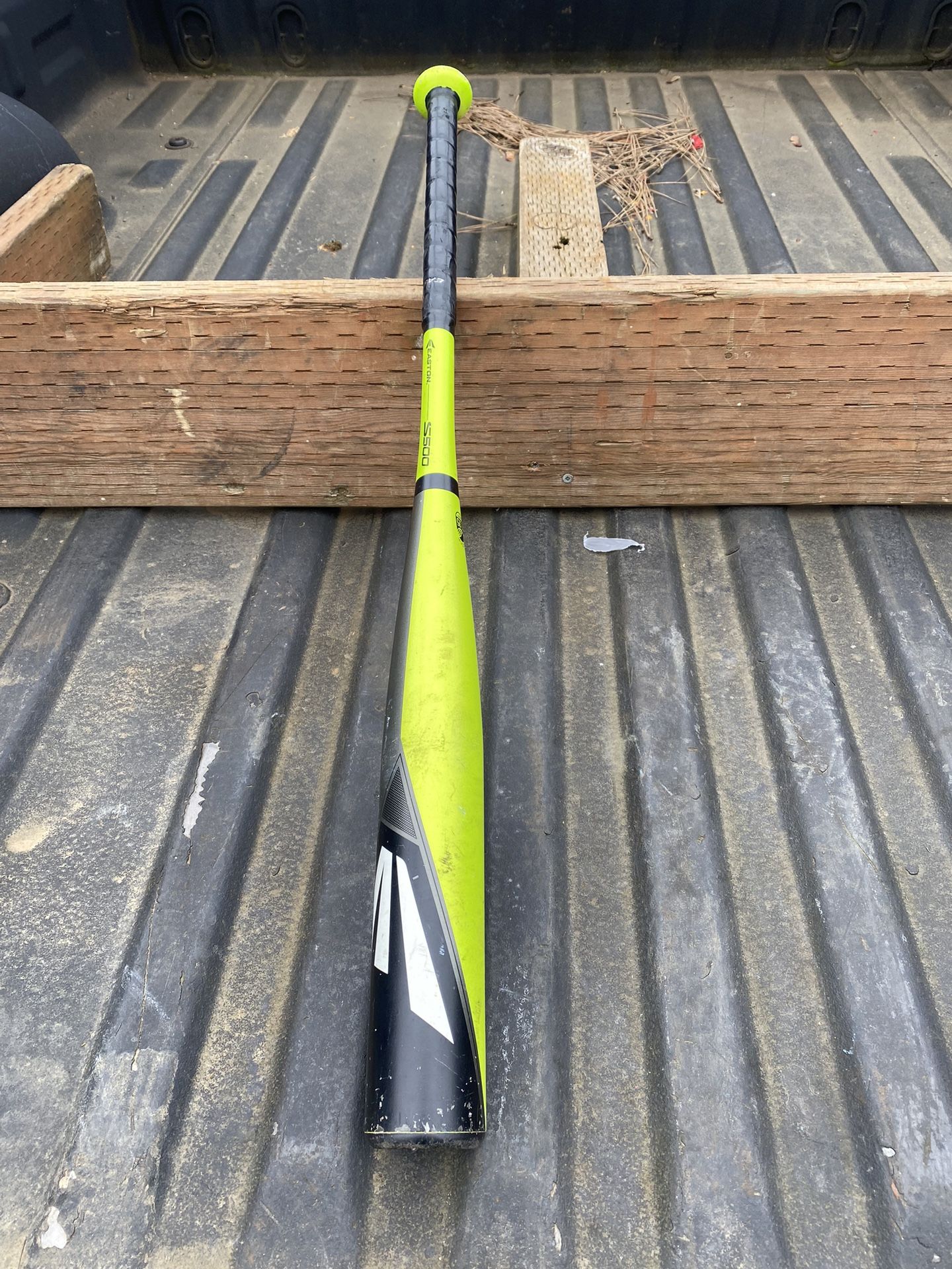 3-Aluminum Bats/2 Easton/1- Louisville for Sale in Hubbard, OR - OfferUp