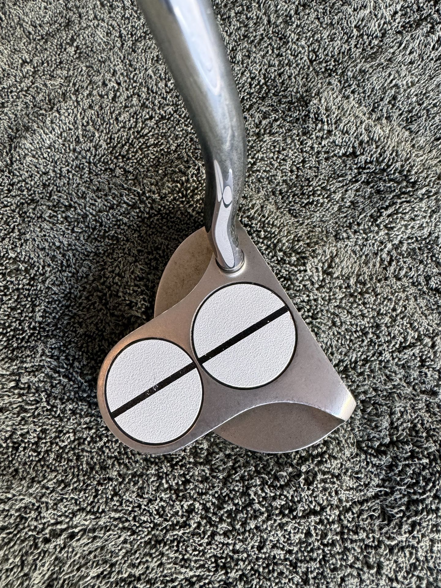 Odyssey Right Handed Putter Golf Clubs for Sale in Long Beach, CA - OfferUp