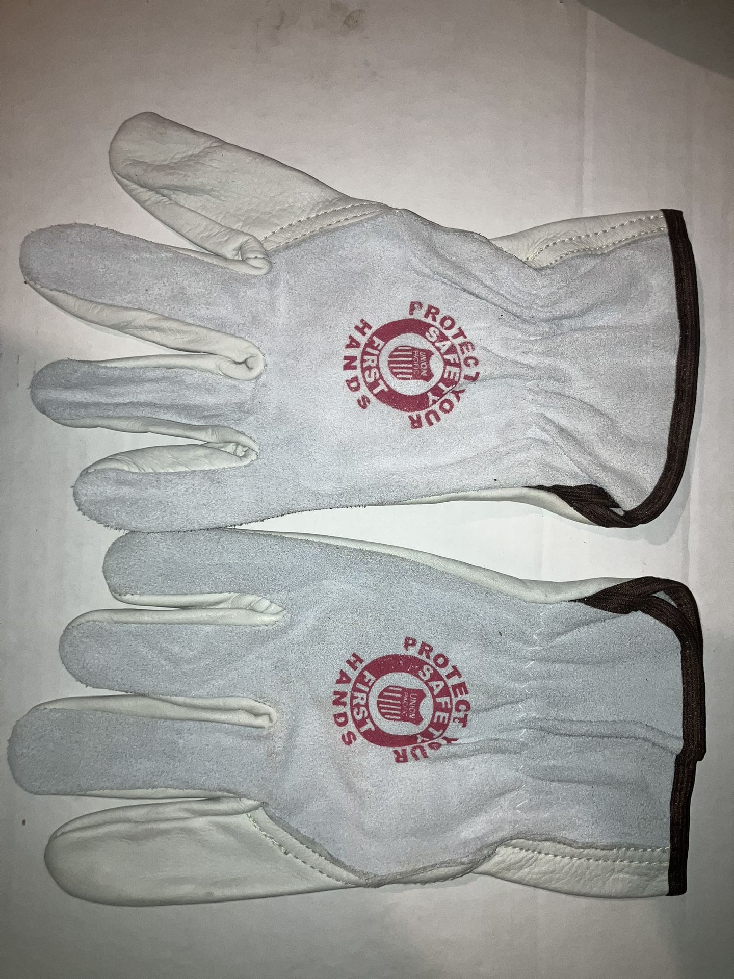 Railroad Leather Gloves L for Sale in Linda, CA - OfferUp