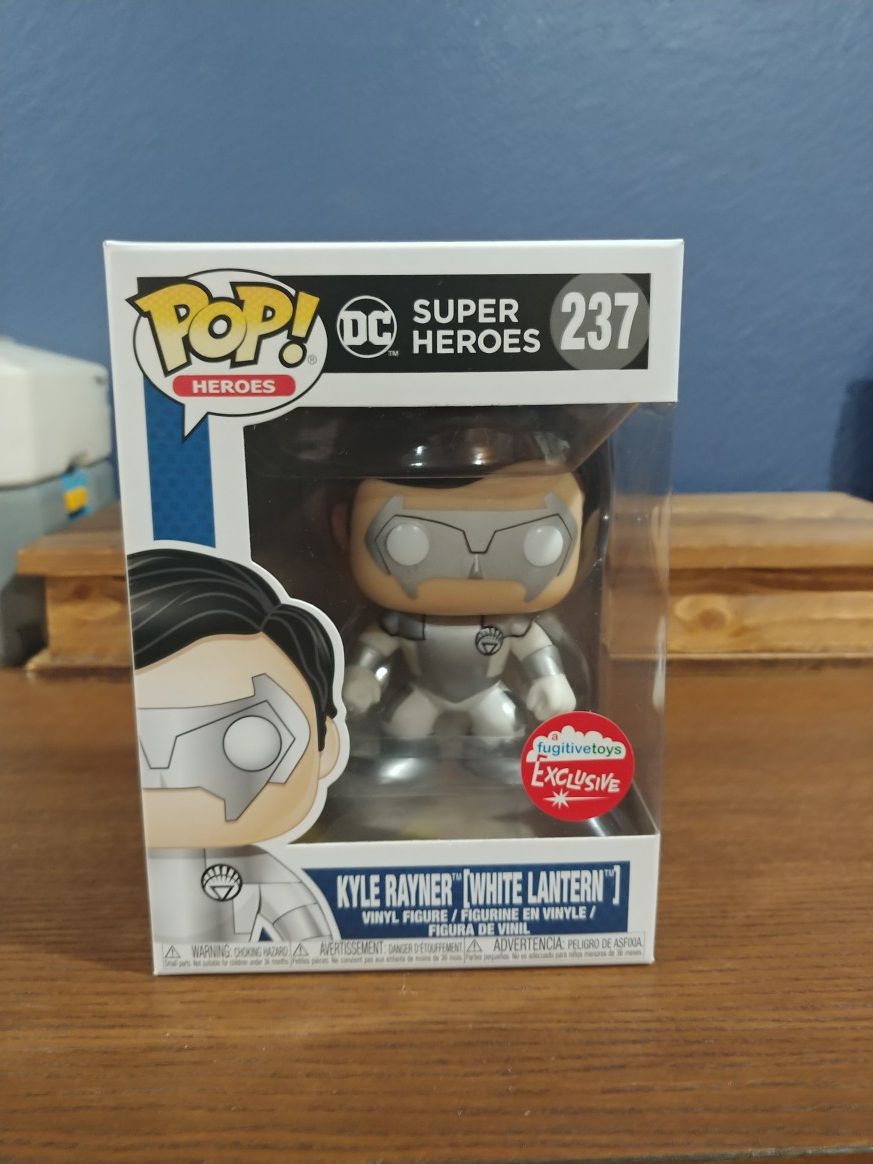 Kyle Rayner White Lantern Figure