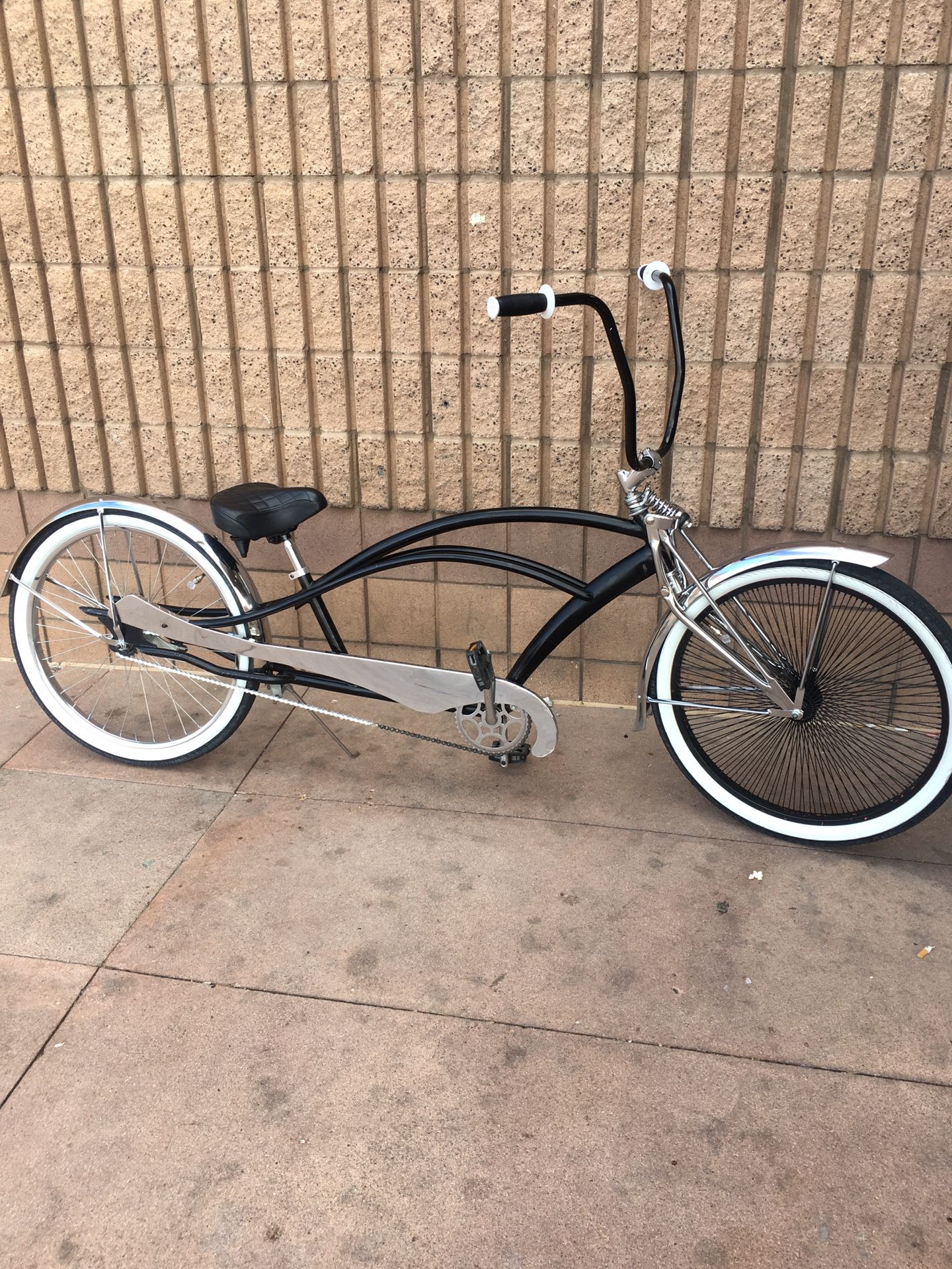 Stretch beach cruiser bike for Sale in Victorville, CA - OfferUp