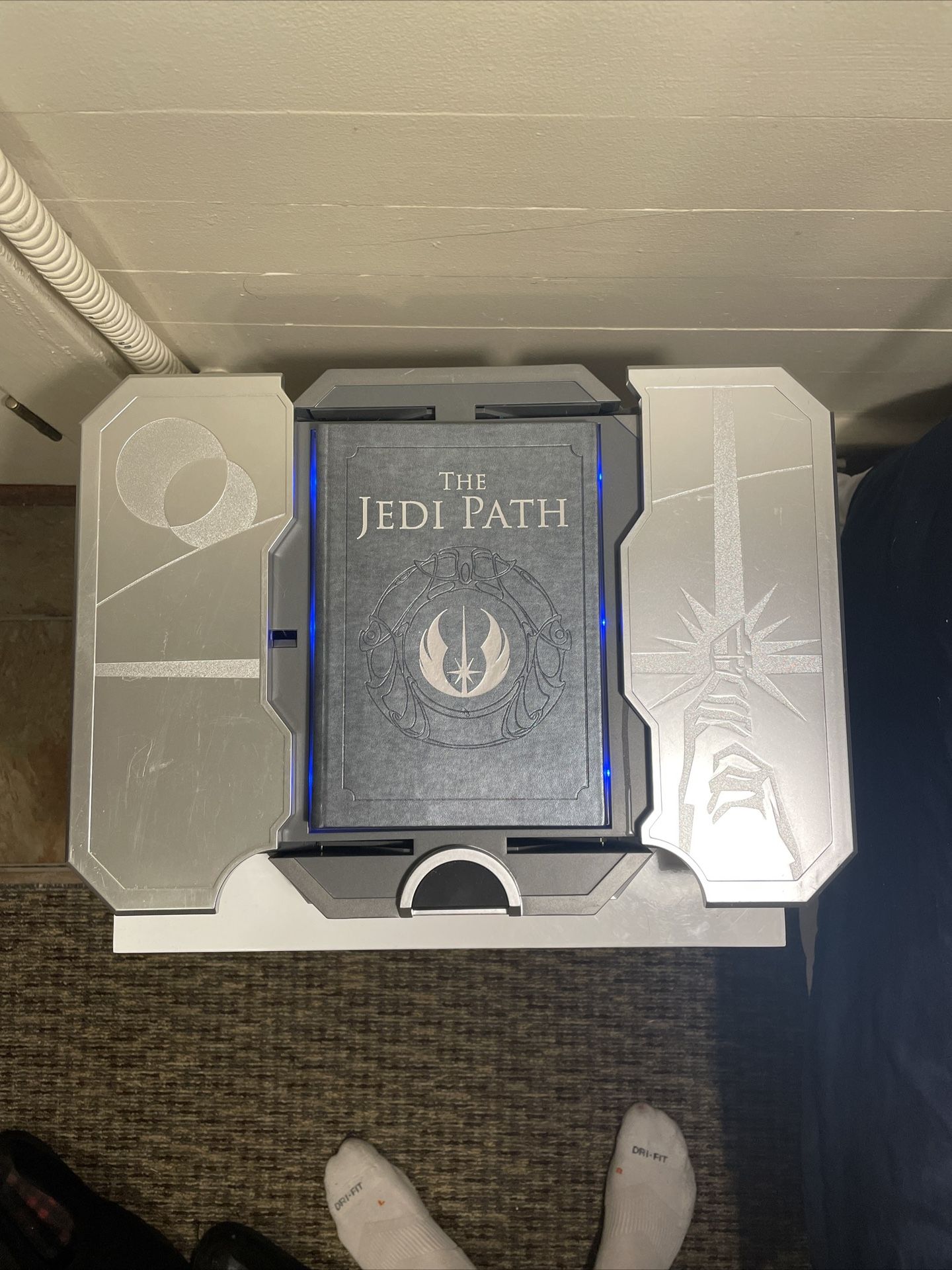 Star Wars Book The Jedi Path Vault Edition Tested for Sale in Seattle ...