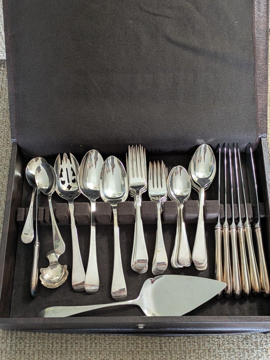 Silver Plated Flatware for Sale in Puyallup, WA - OfferUp