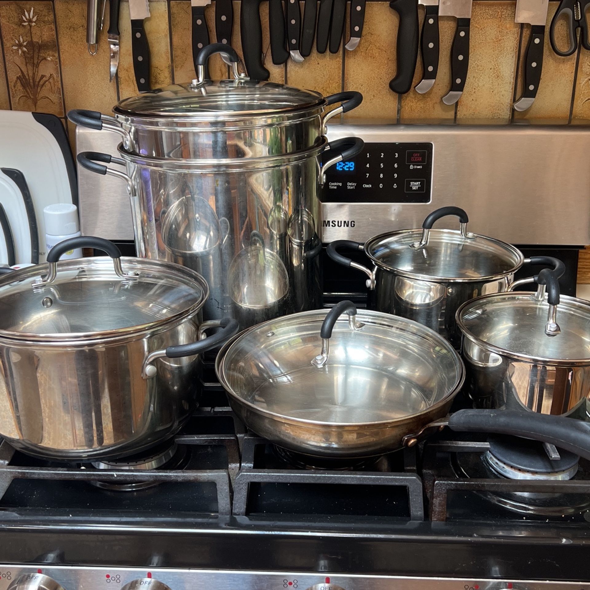 5 Piece Stainless Steel Pot/Pan Set With Lids for Sale in Everett, WA - OfferUp