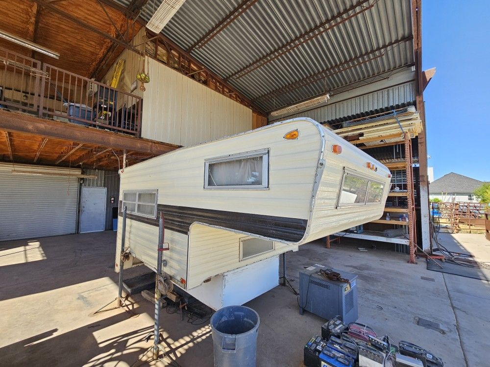 Long Bed Cab Over Camper for Sale in Mesa, AZ - OfferUp