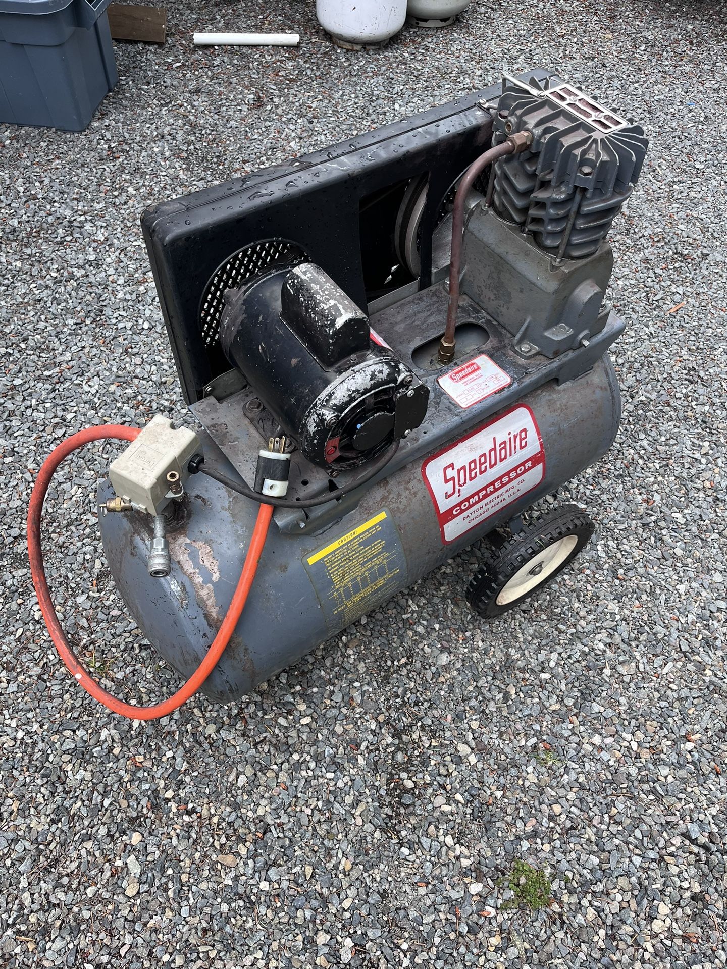 20 Gallon Air Compressor for Sale in Orting, WA - OfferUp