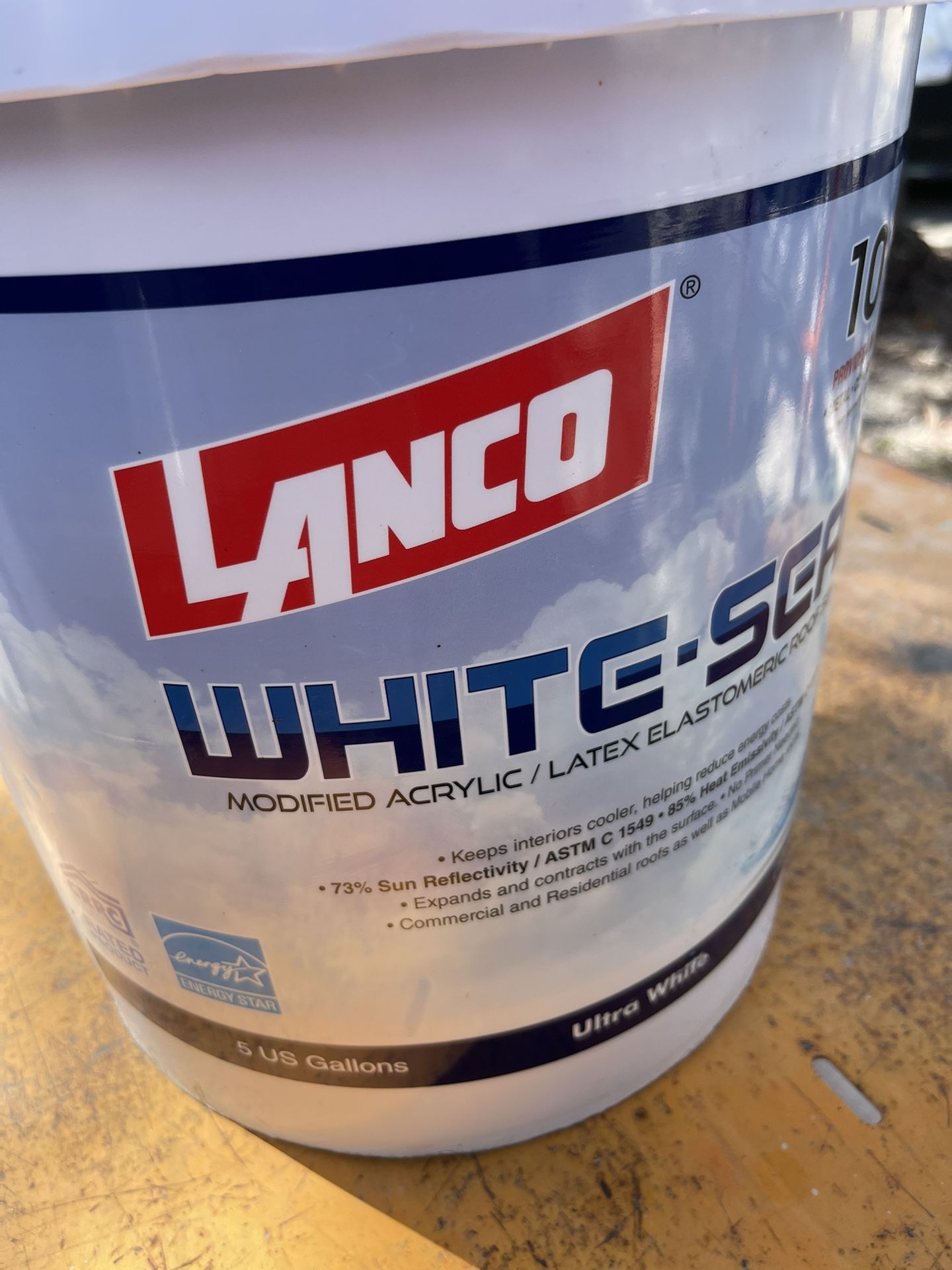Lanco White Seal Roof Sealer for Sale in Princeton, FL - OfferUp