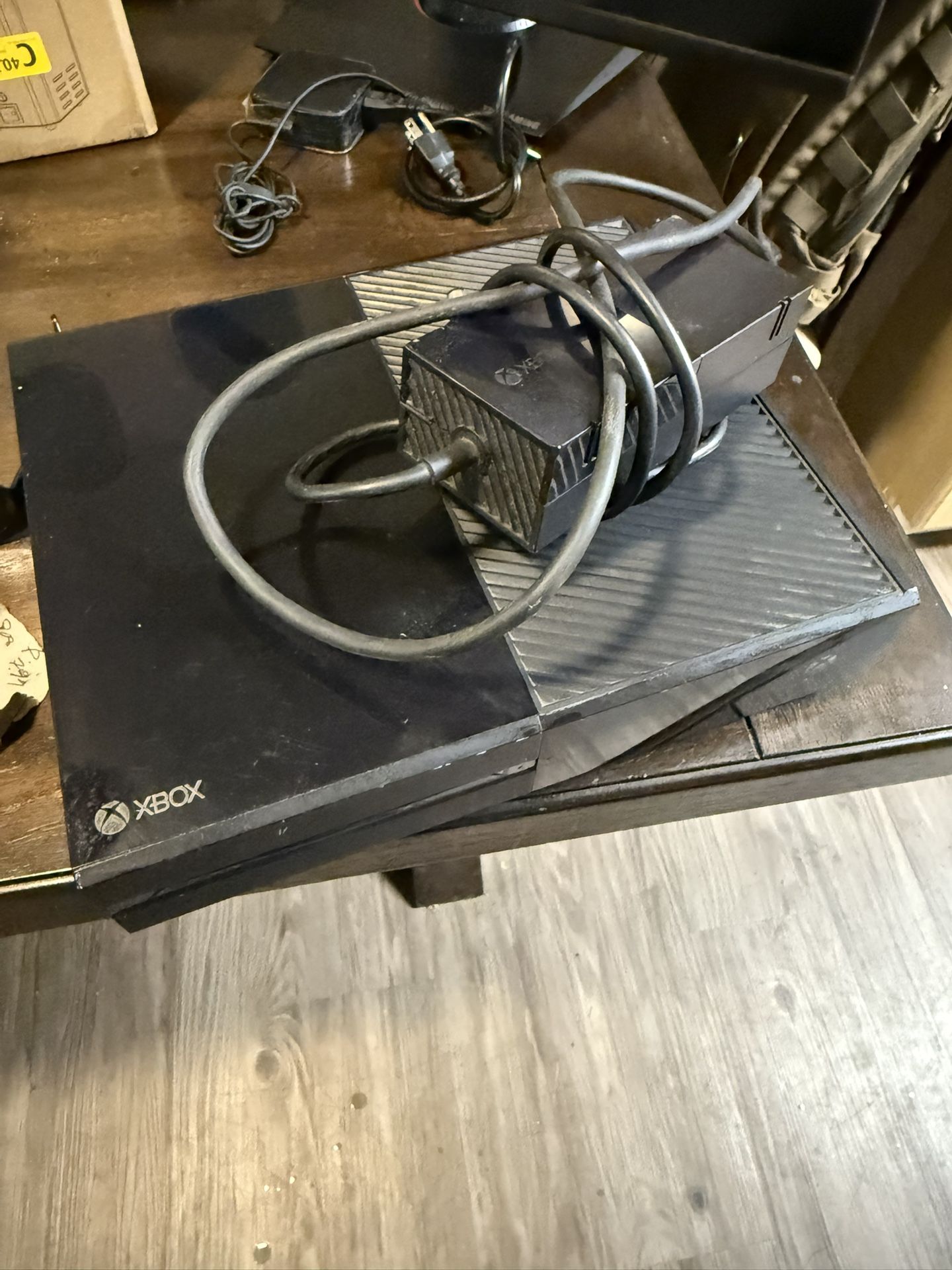 XBOX ONE No Controller for Sale in Spring Valley, CA - OfferUp