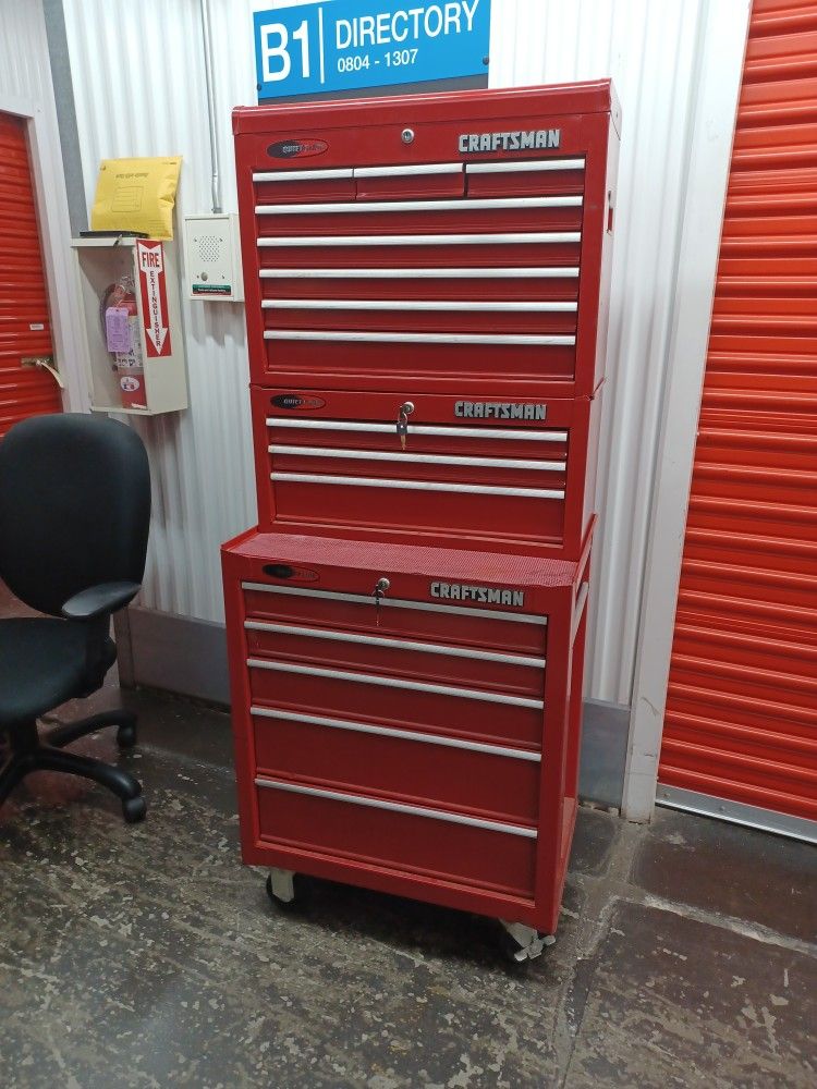 Complete Craftsman 3 Tier Tool Box FULL OF TOOLS!! for Sale in Moreno ...