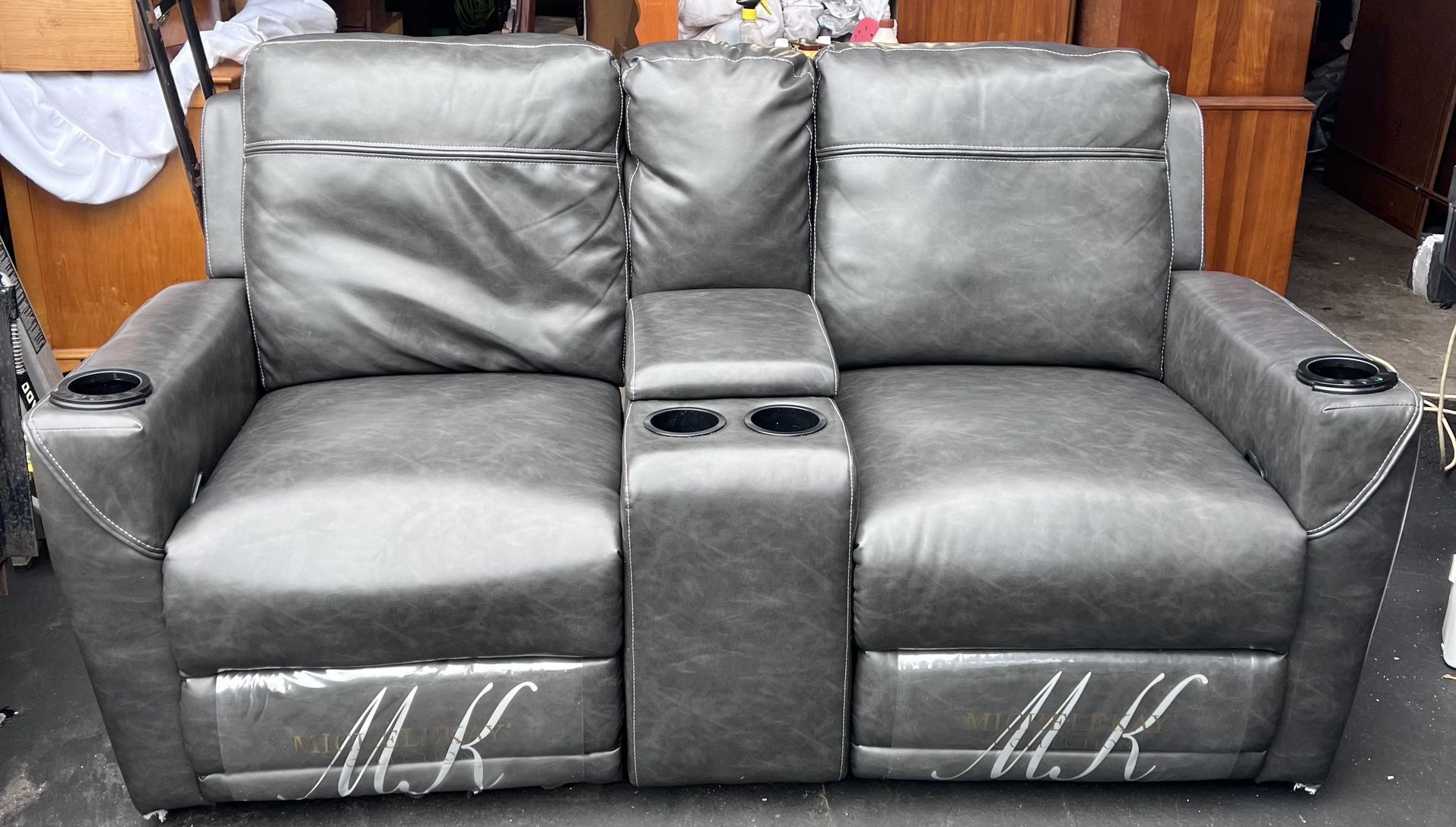 Michelle Kay Theatre Style Massage Love Seat recliners with center arm ...