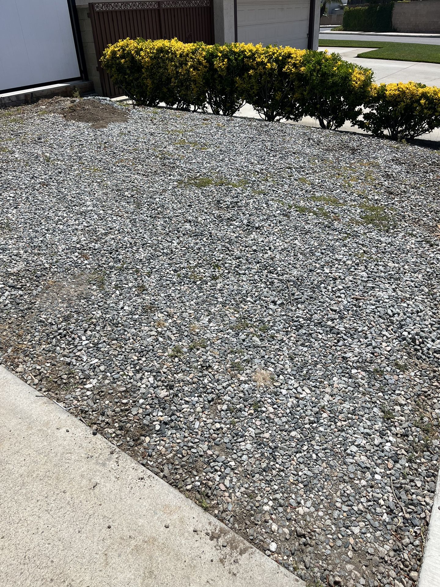 FREE Gravel 1 Inch Rock for Sale in Rancho Cucamonga, CA - OfferUp