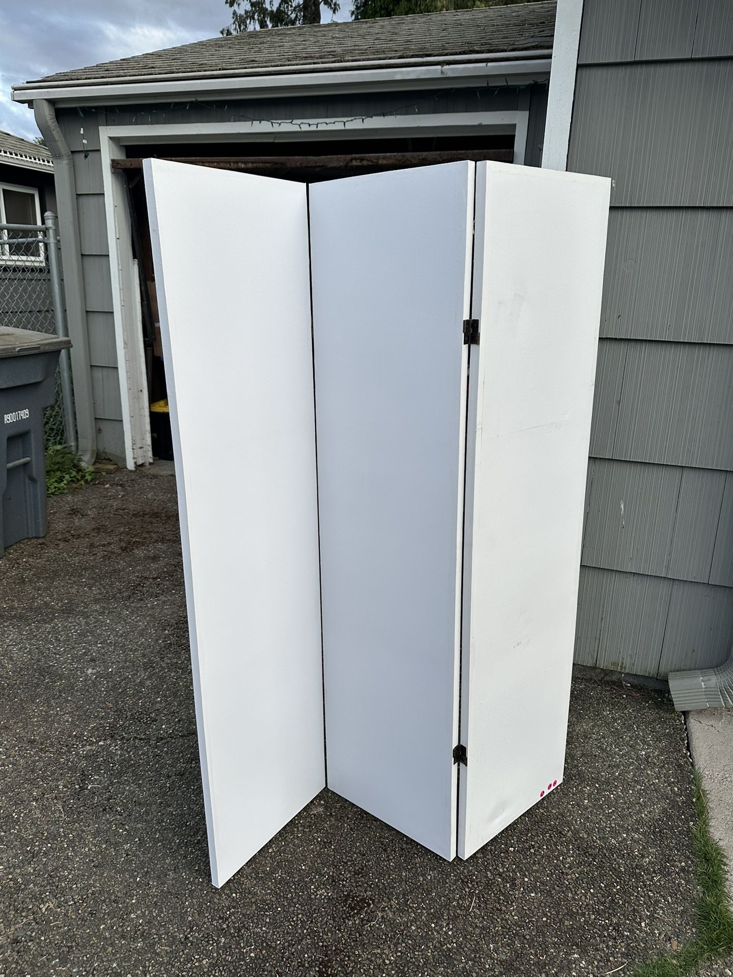 Room Divider for Sale in Lewis Mcchord, WA - OfferUp