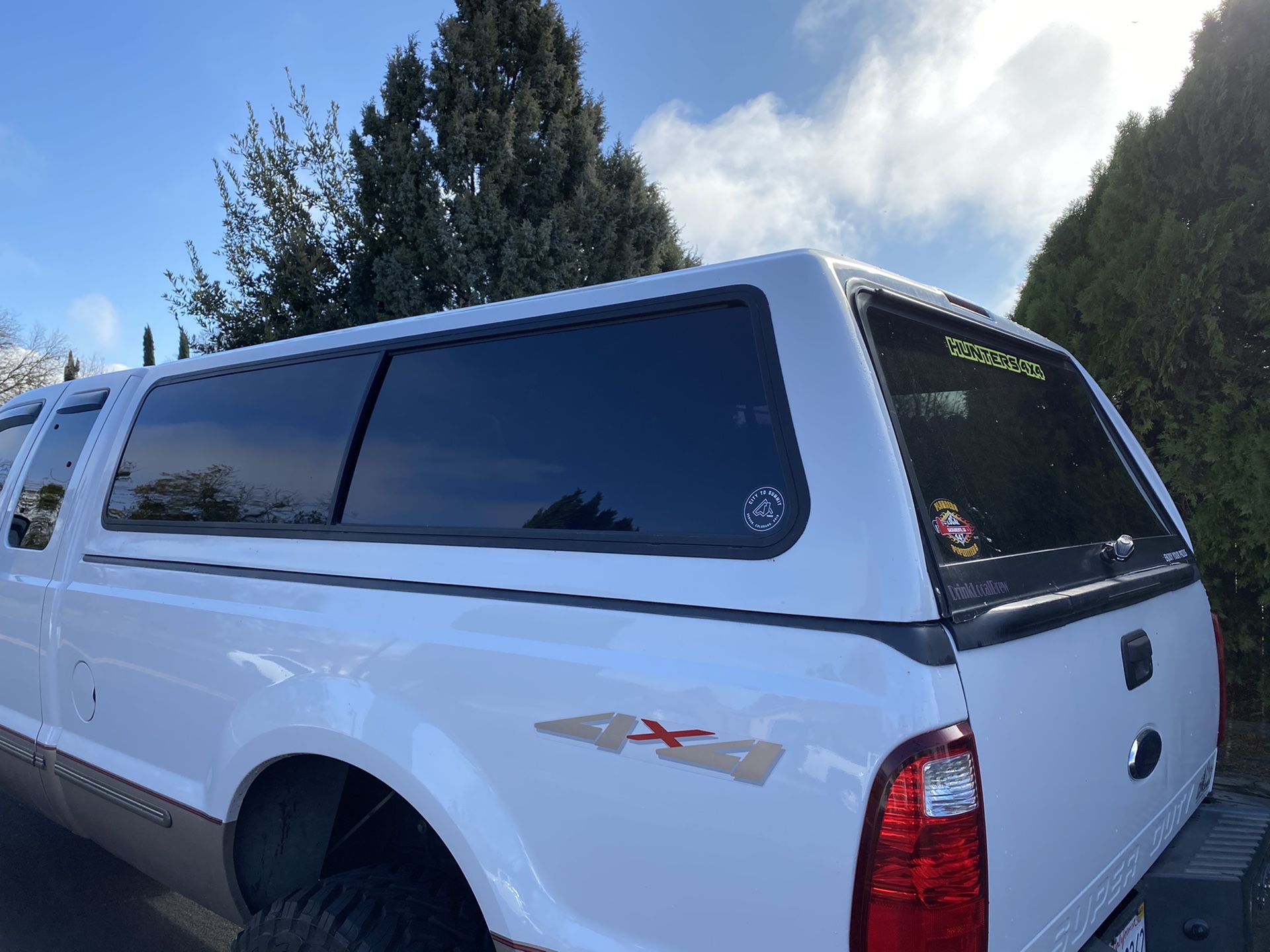 8’ SnugTop Camper Shell Ford F-250 for Sale in West Sacramento, CA ...