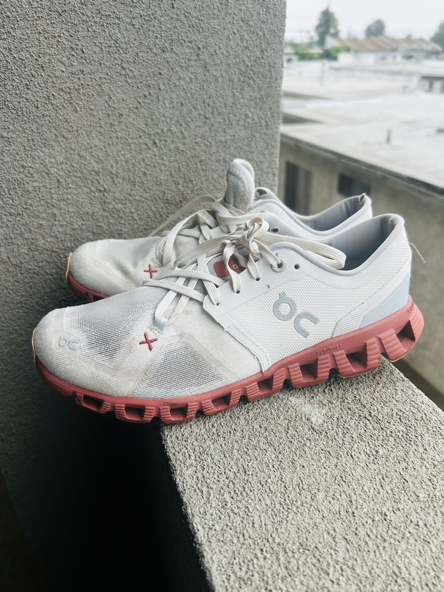 QC. Sports Tenis Shoes. Size 8.5 for Sale in Los Angeles, CA - OfferUp