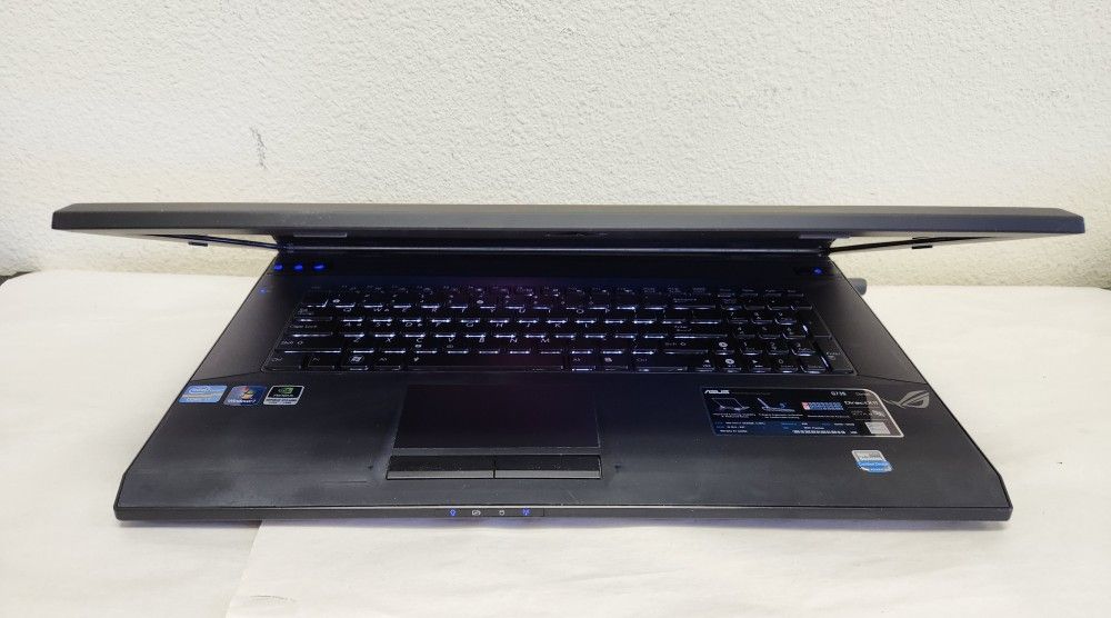 ASUS ROG G73SW | 128GB SSD+500GB HDD | 12GB RAM | i7-2630QM 2.00GHz ...
