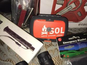 Emergency / Natural Disaster / Survival / Zombie Apocalypse Bug-Out Bag ...