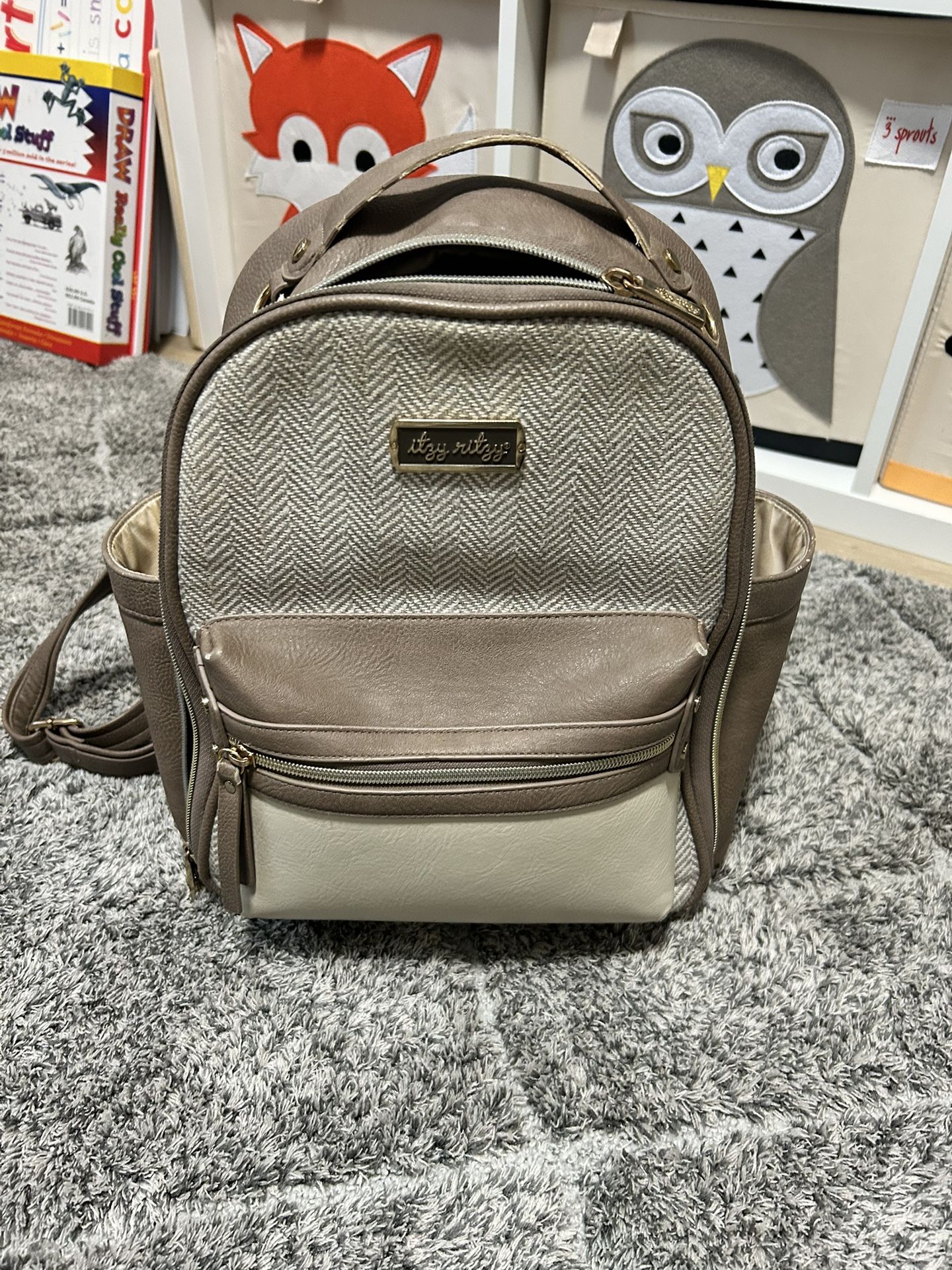 Itzy Ritzy Diaper Backpack for Sale in Everett, WA - OfferUp