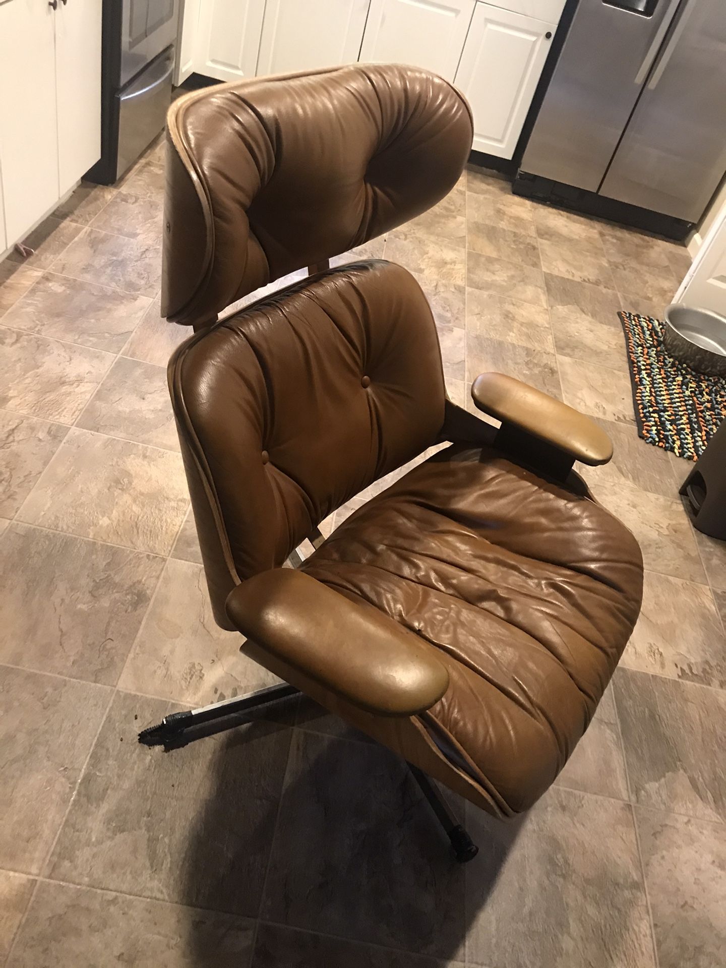 “Eames”look alike chair for Sale in Graham, WA - OfferUp