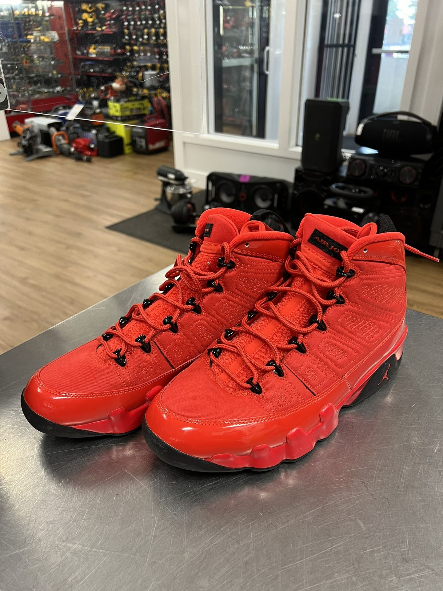 Jordan Retro 9 Chile Red Shoes 173940/11 for Sale in Federal Way, WA ...