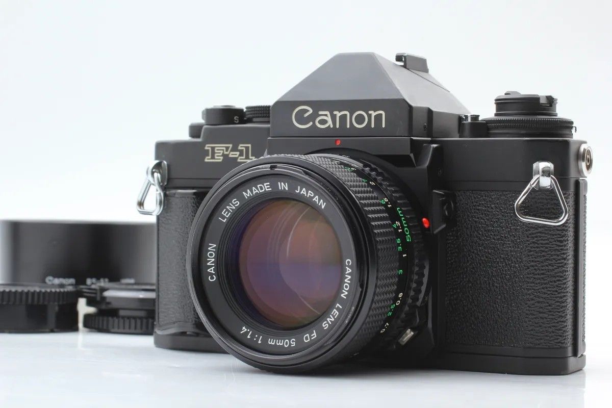 Canon F 1 Slr