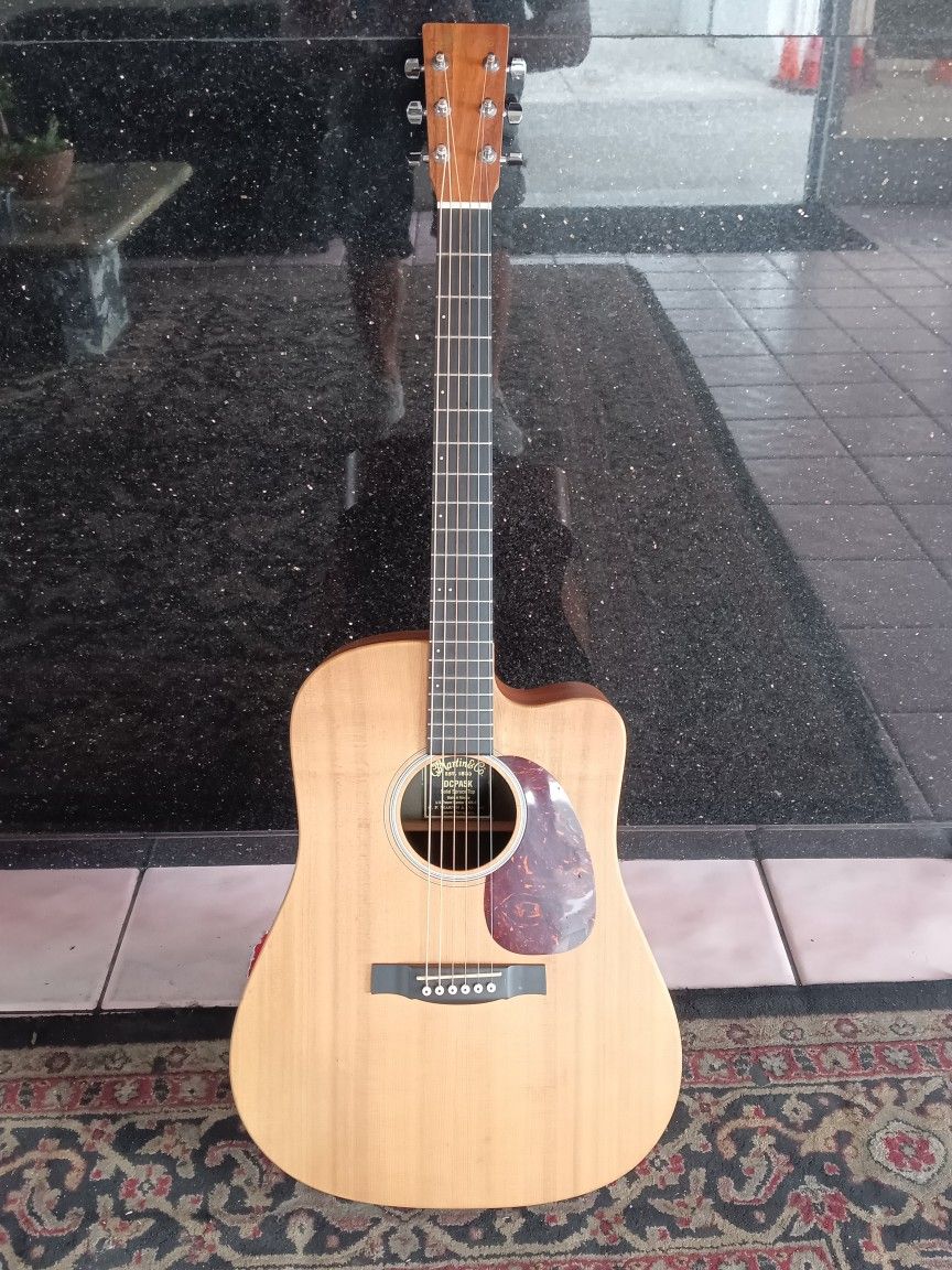 Martin- DCPA5K (Spruce & Koa) w/semi hard case and extras $380 cash for ...