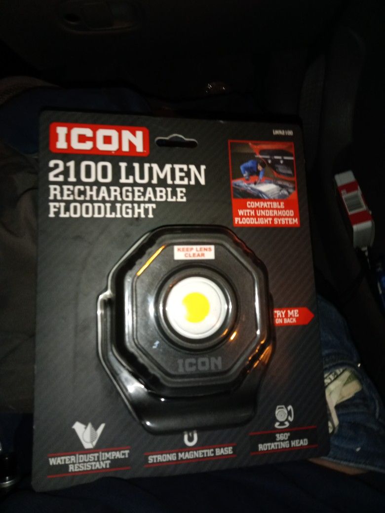 ICON 2100 LUMEN RECHARGEABLE FLOOD LIGHT for Sale in San Antonio, TX ...