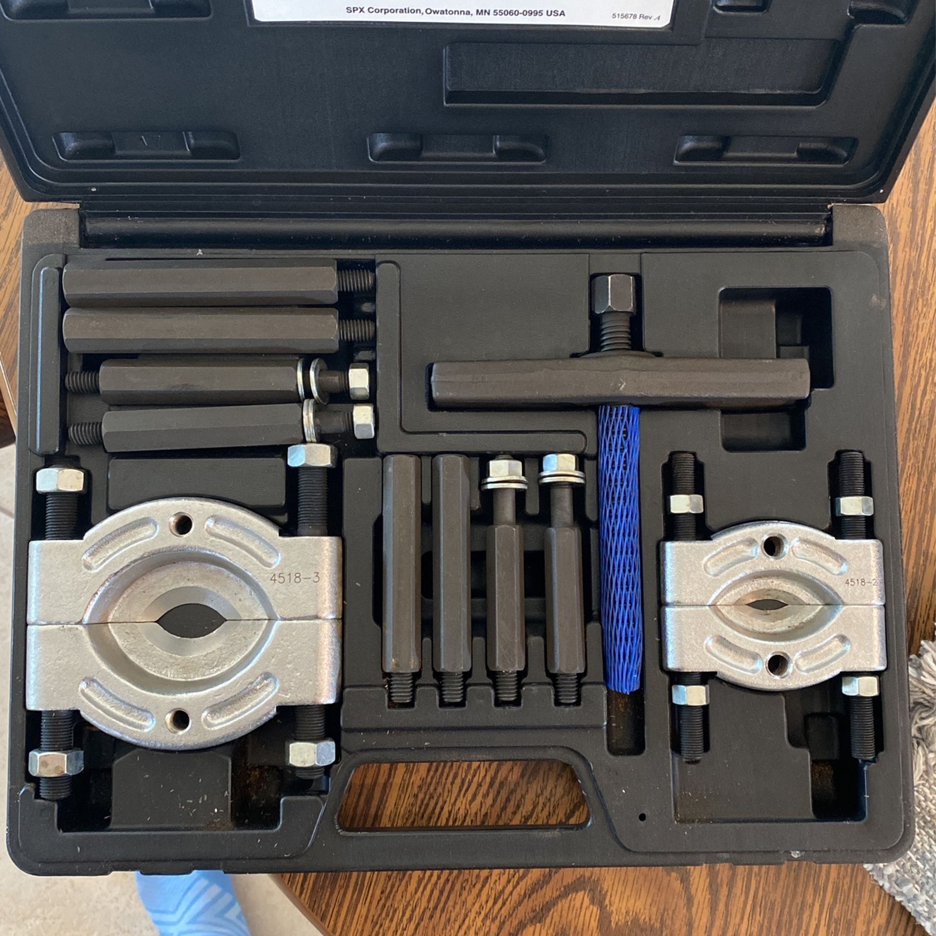 OTC 4518 Bearing Separator/Push Puller Set for Sale in Fort Myers, FL ...