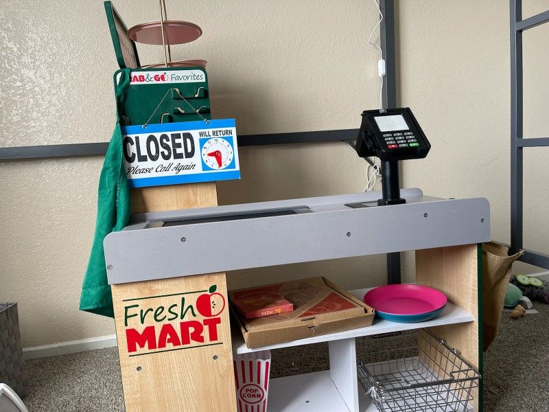 Melissa And Doug Fresh Mart Grocery Store And Cart for Sale in ...