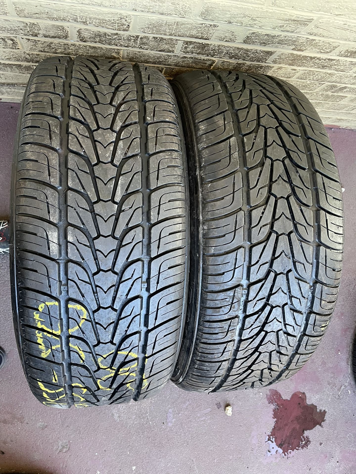 Set Of 2 Nice Tires 255/50/20 ( We Install & Balance) for Sale in Oakland Park, FL - OfferUp