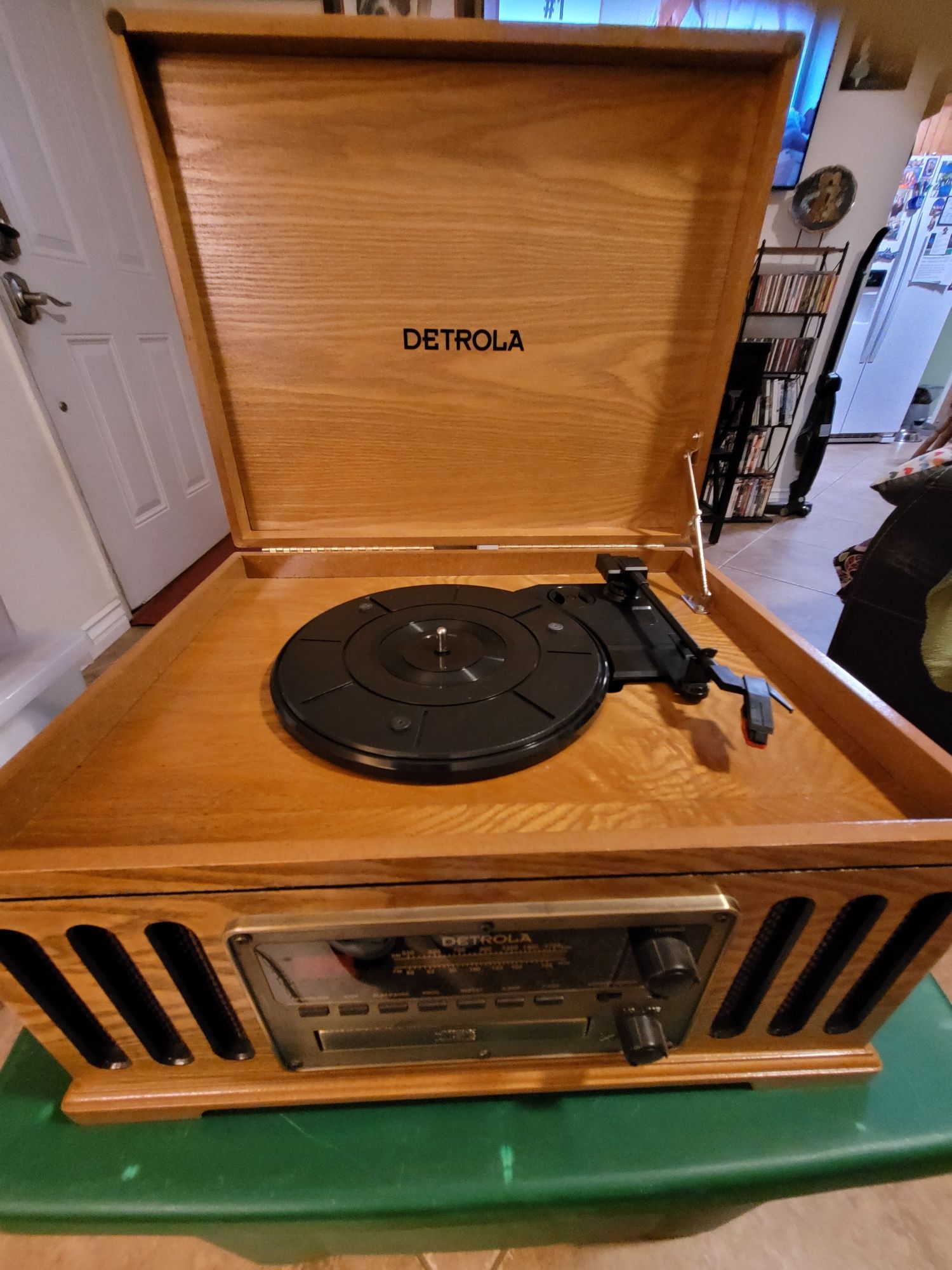 CD Record Player for Sale in Hemet, CA - OfferUp