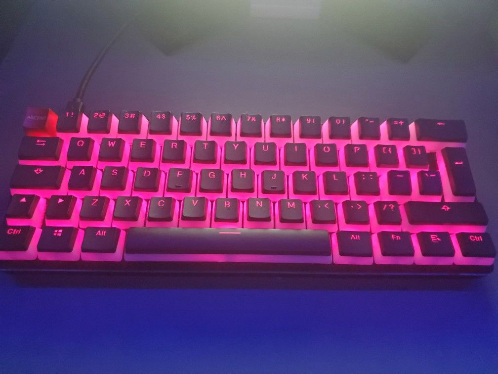 Custom built keyboard with box navy switches and hyperx keycaps for ...