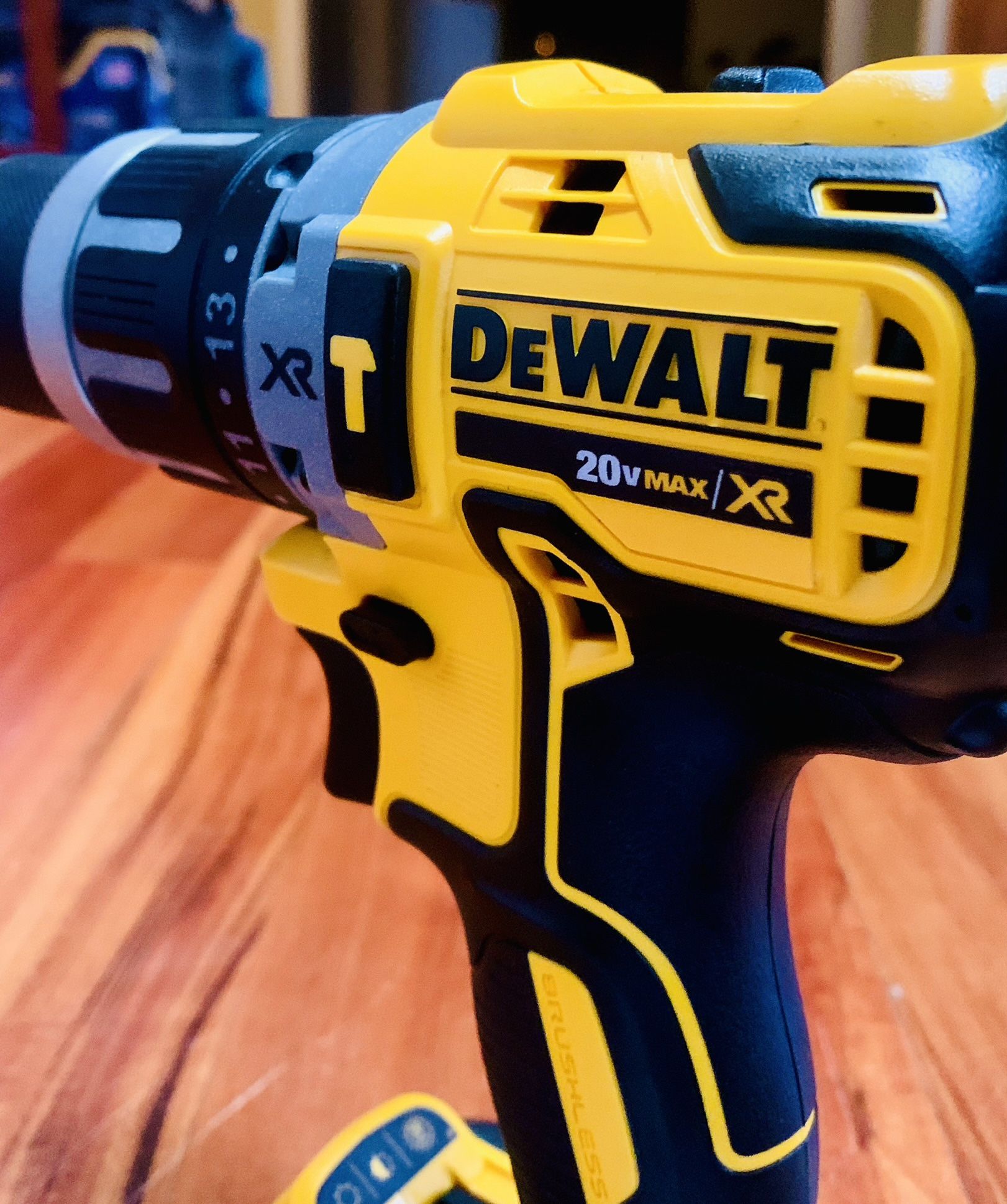 DeWALT - DCD796 | 20V MAX XR Cordless Brushless Automatic 1/2” Hammer ...