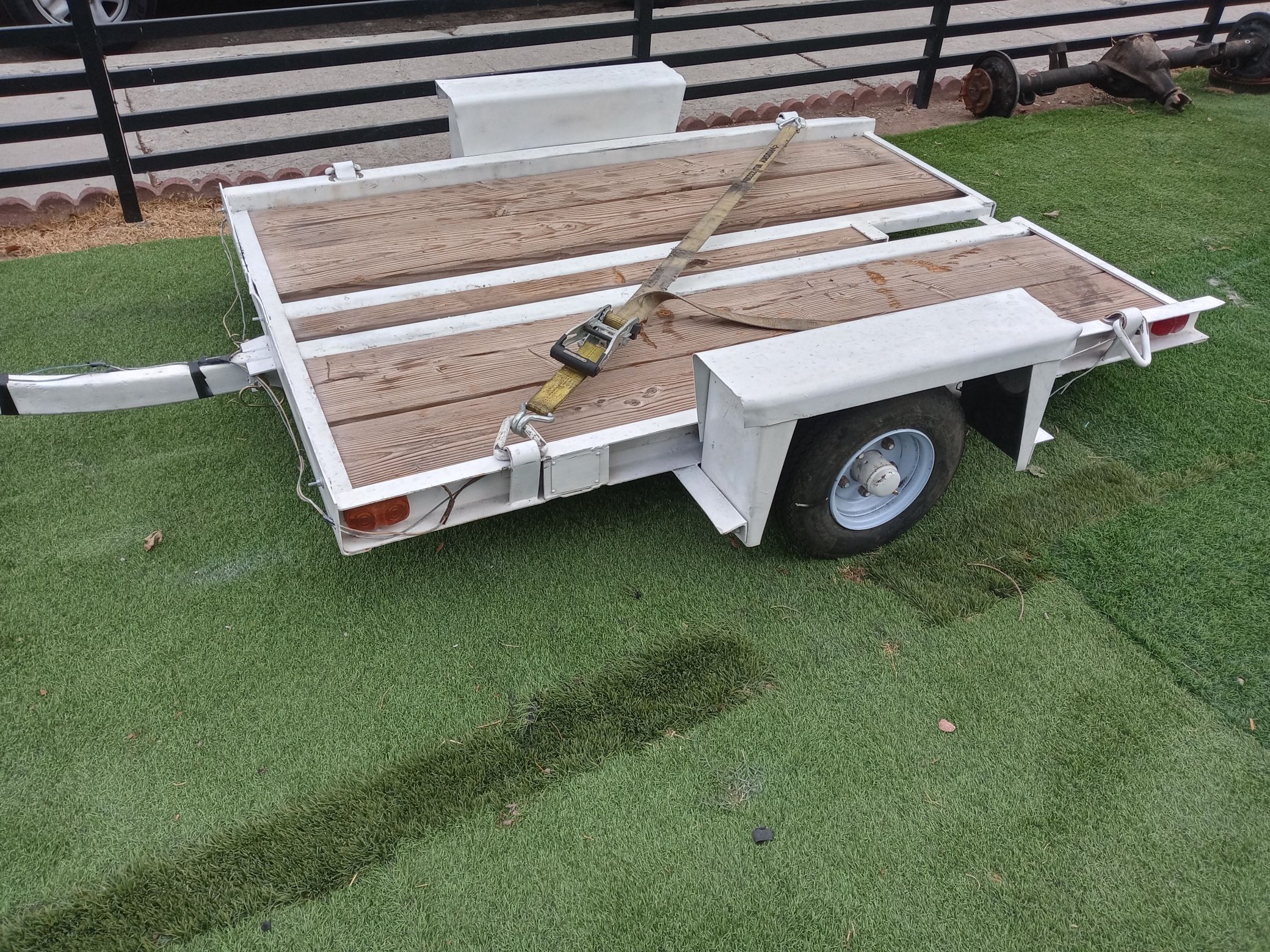 Golf cart club car tilt trailer for Sale in Las Vegas, NV - OfferUp