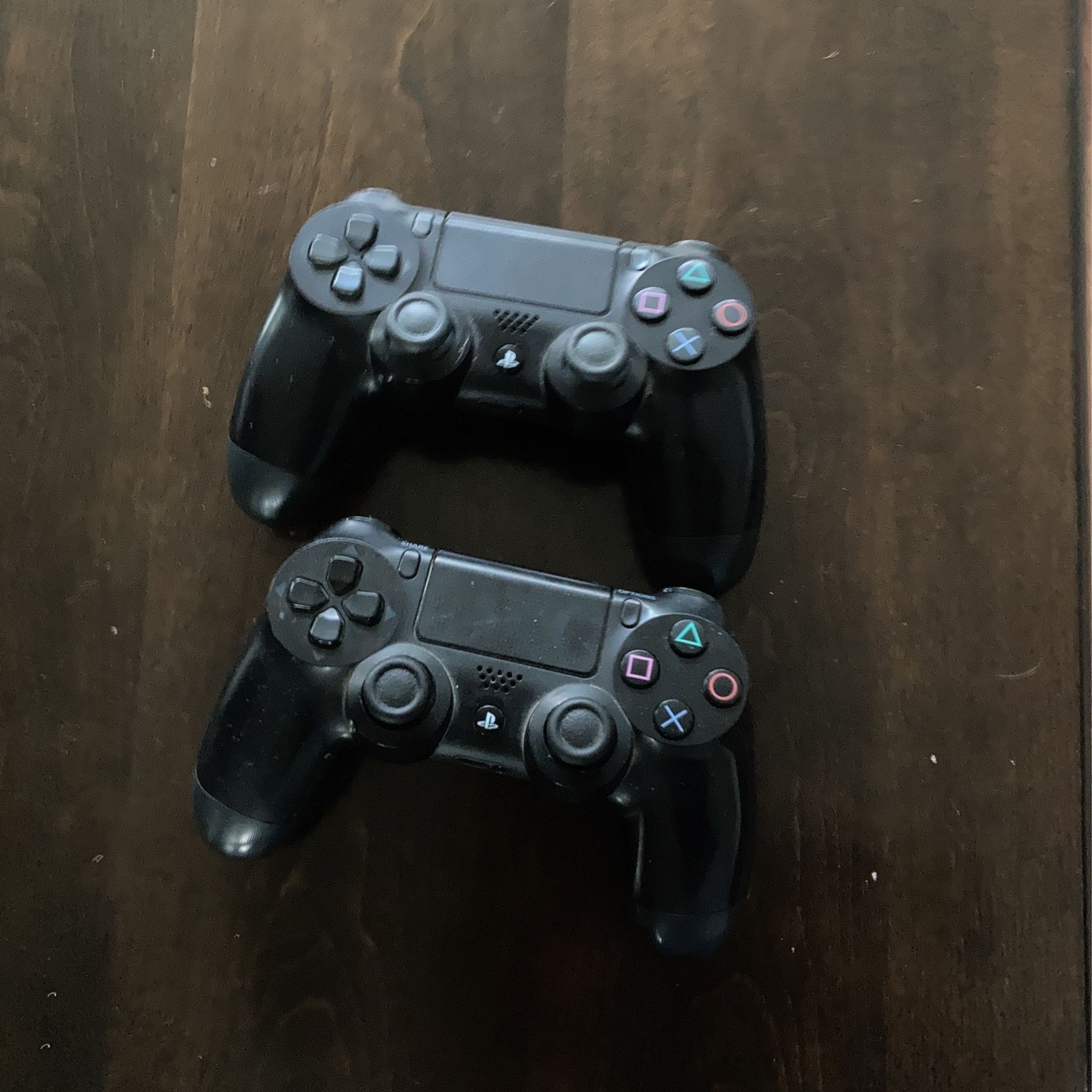 2 PS4 CONTROLLERS for Sale in La Mirada, CA - OfferUp