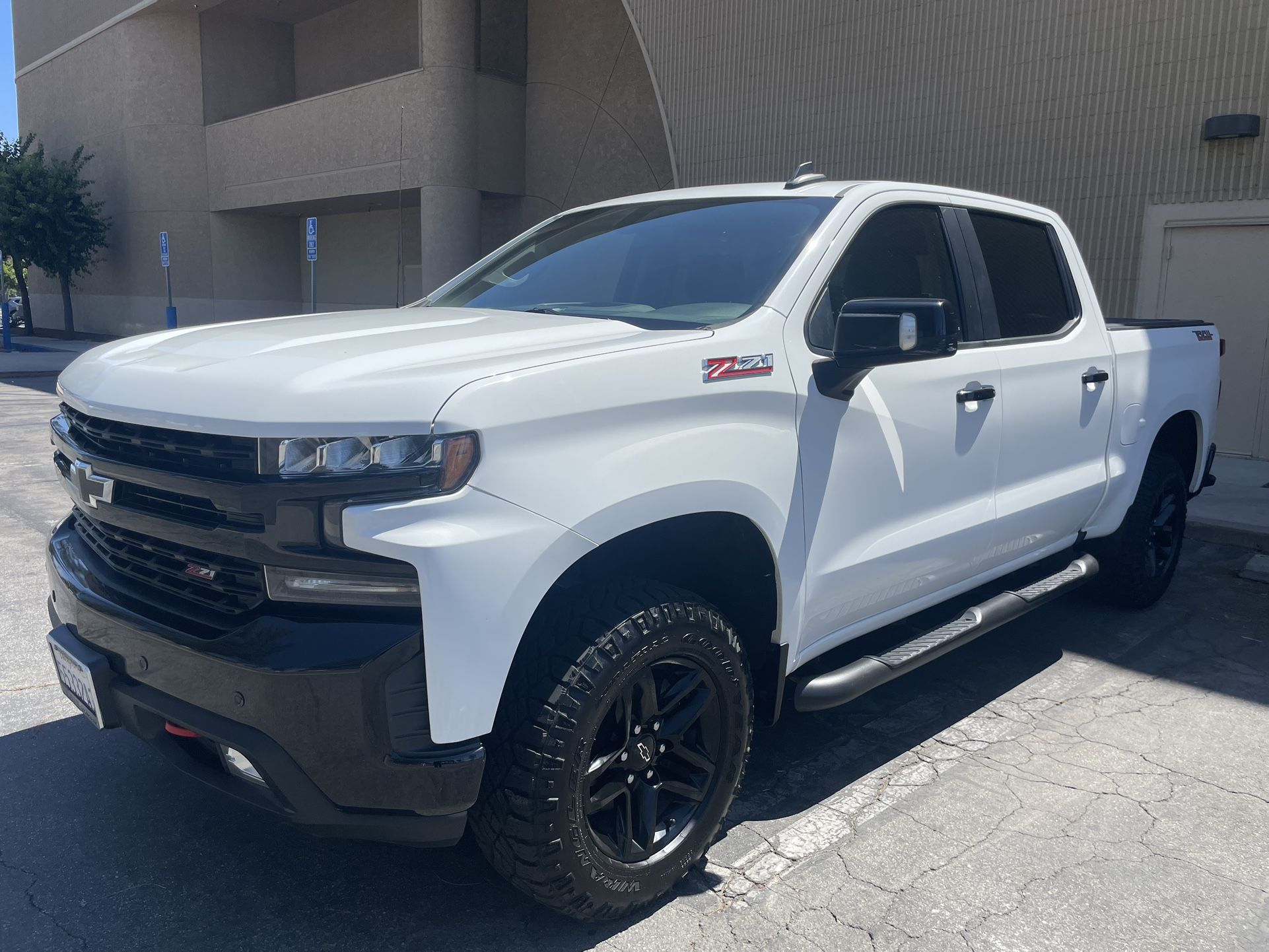 2020 Chevrolet Silverado for Sale in Los Angeles, CA - OfferUp
